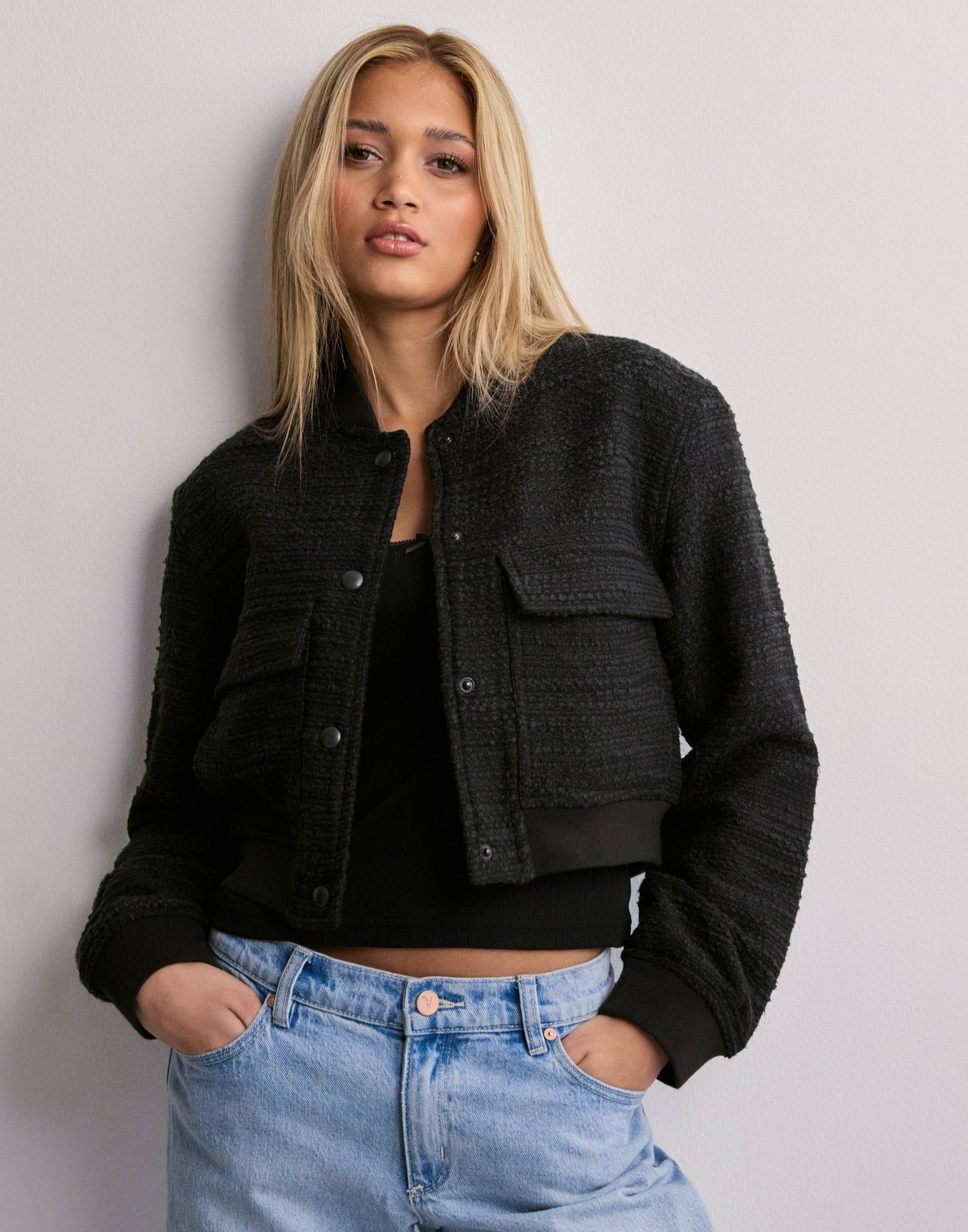 Köp Nelly Short Structure Jacket - Black | Nelly.com