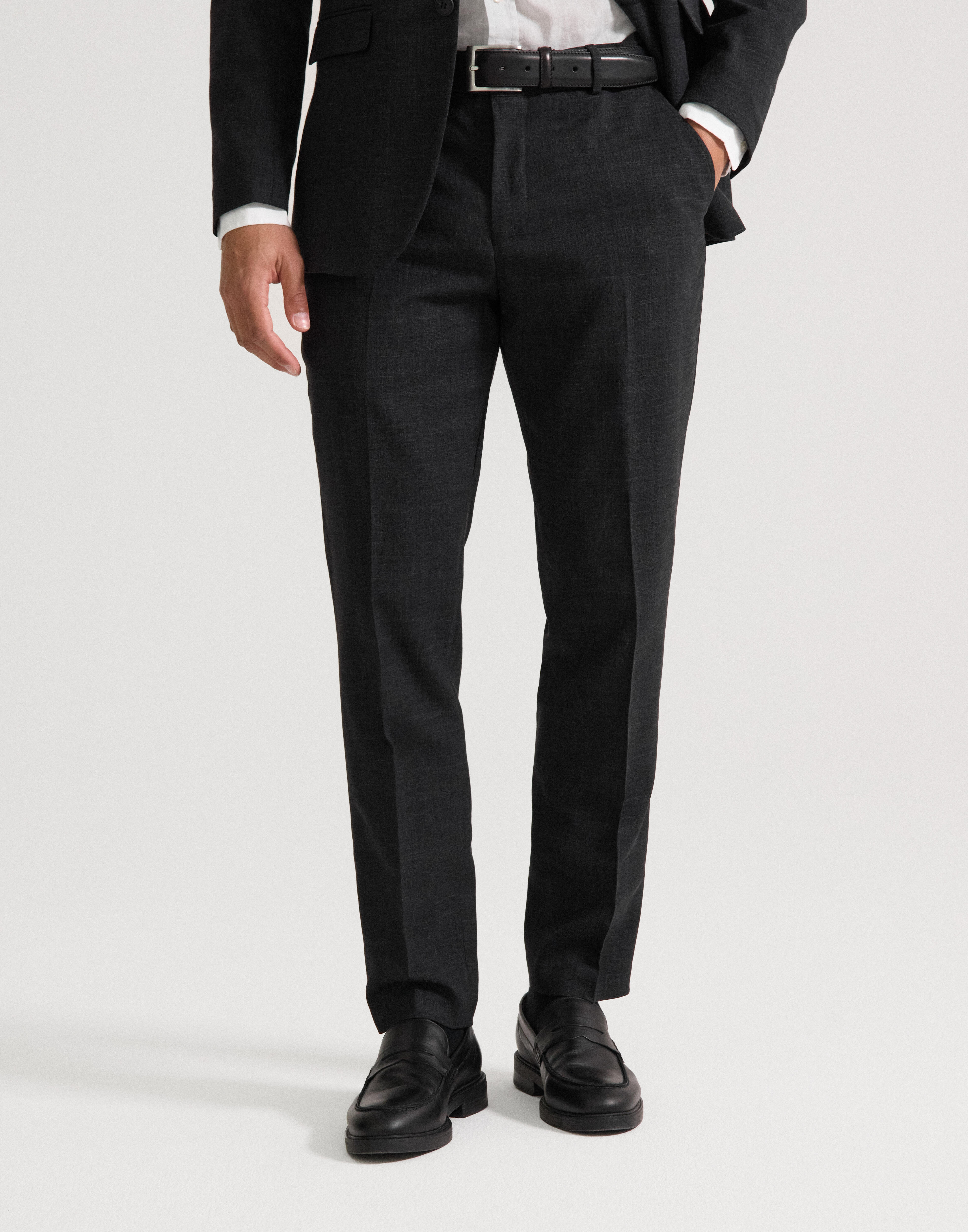 Kjøp Selected Men SLHSLIM-OASIS LINEN TRS NOOS - Black | NLYMAN