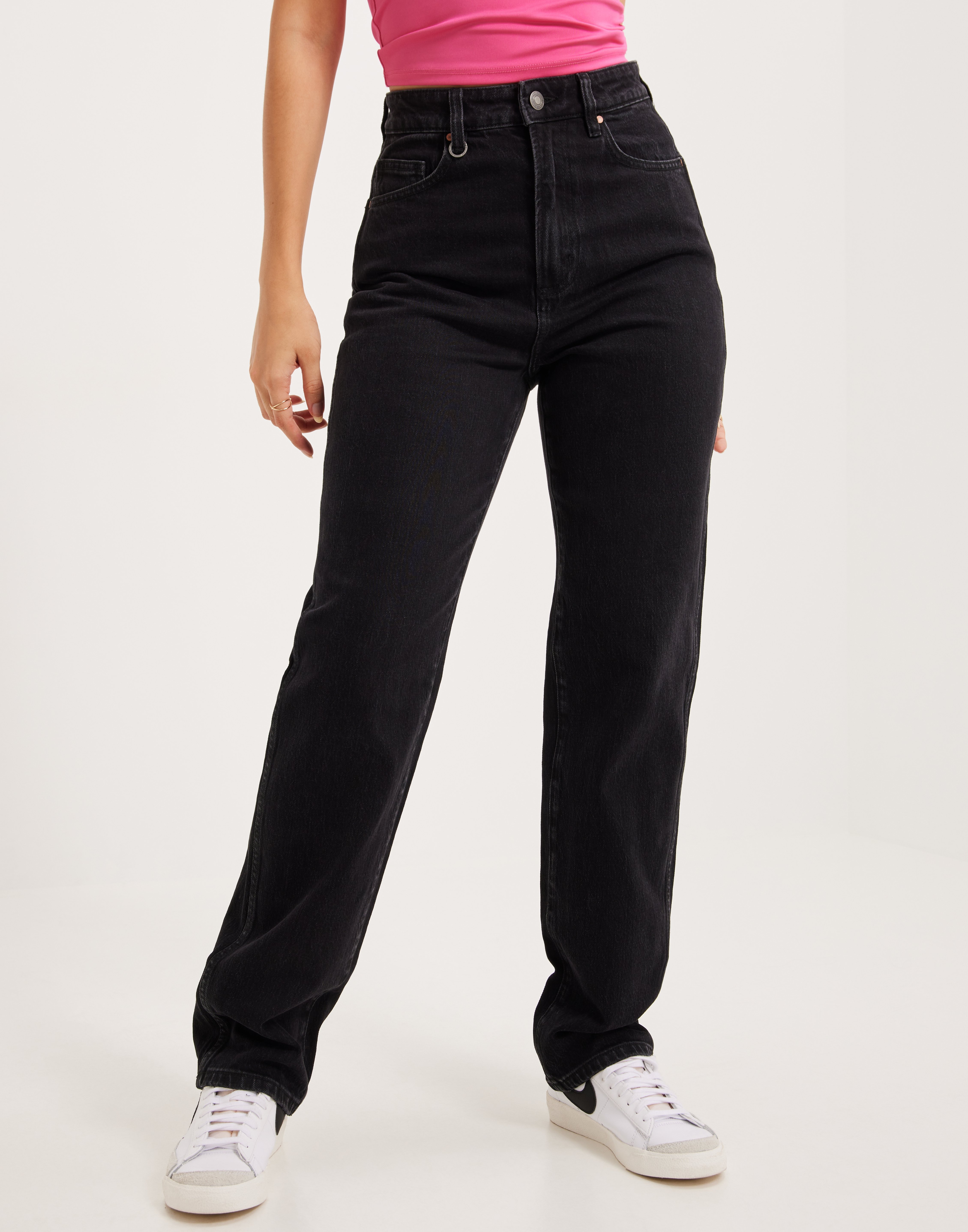 Buy Neuw SADE BAGGY TRUE BLACK - Washed Black | Nelly.com