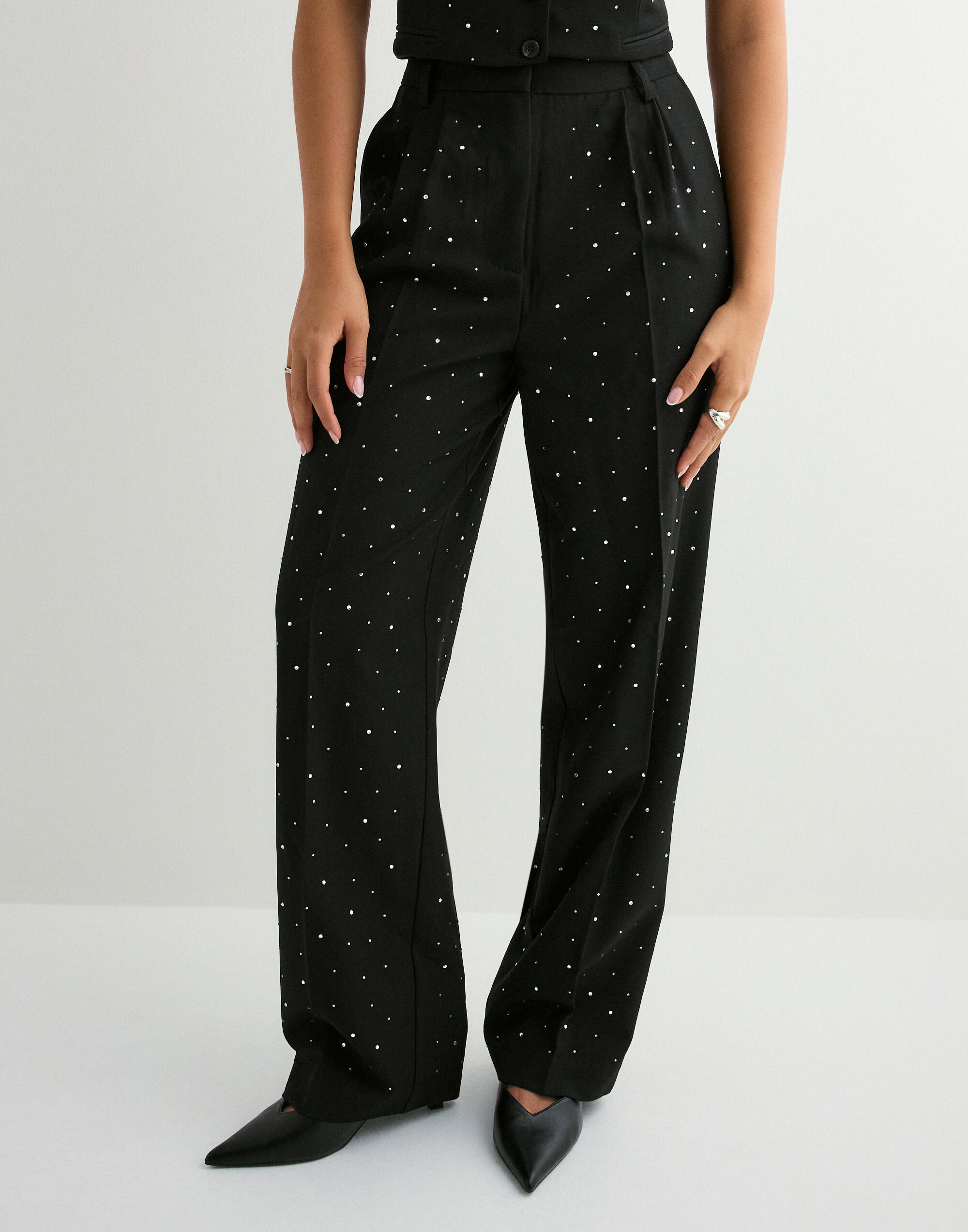 Køb Pieces PCMICHELLE RHINESTONE HW PANT - Black | Nelly.com
