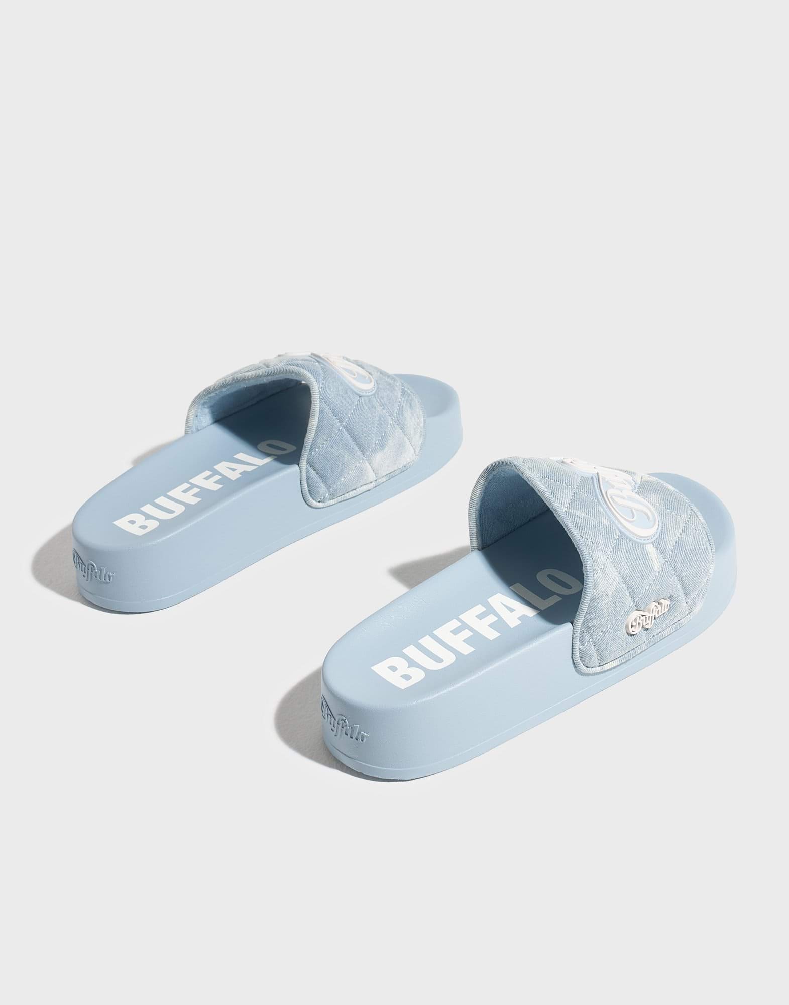 Osta Buffalo LAKE SOFT SLIDE PLATFORM - Sky Blue | Nelly.com