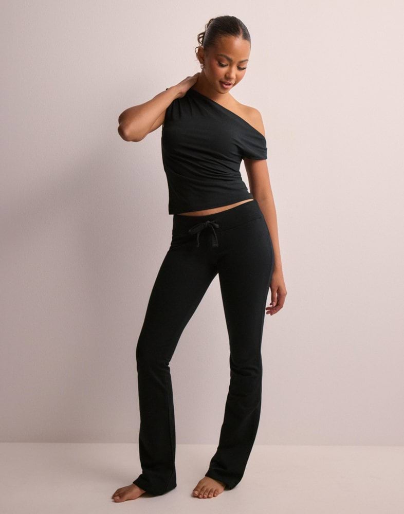 Köp Nelly Cozy Chill Pants - Black | Nelly.com