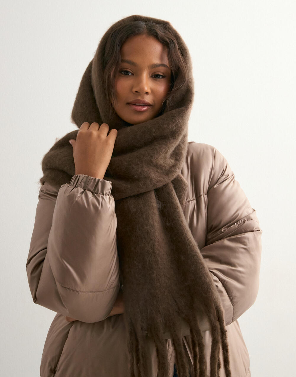 Buy Nelly Chunky Fuzzy Scarf - Brown | Nelly.com