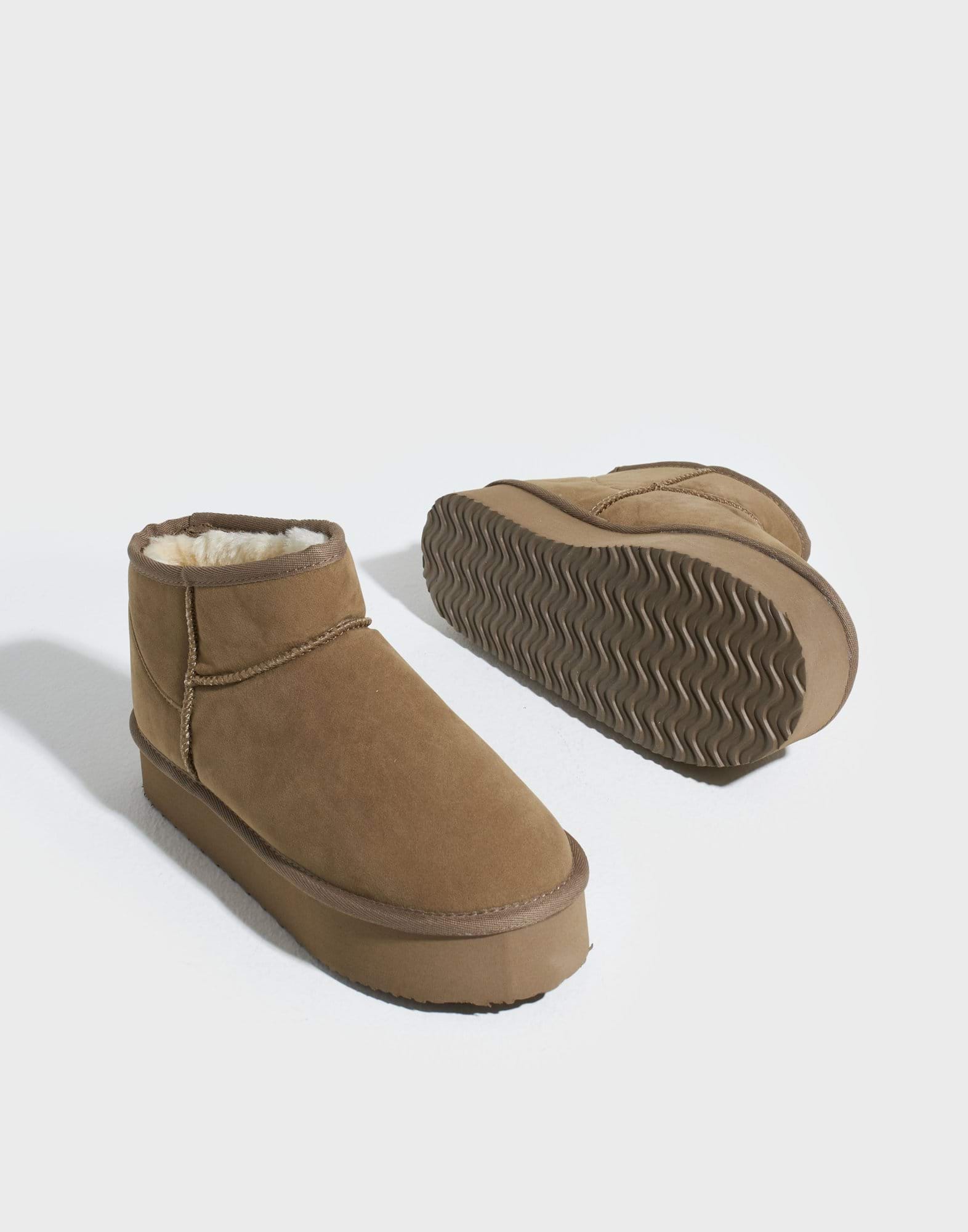 Buy Nelly Platform Boots - Chestnut | Nelly.com