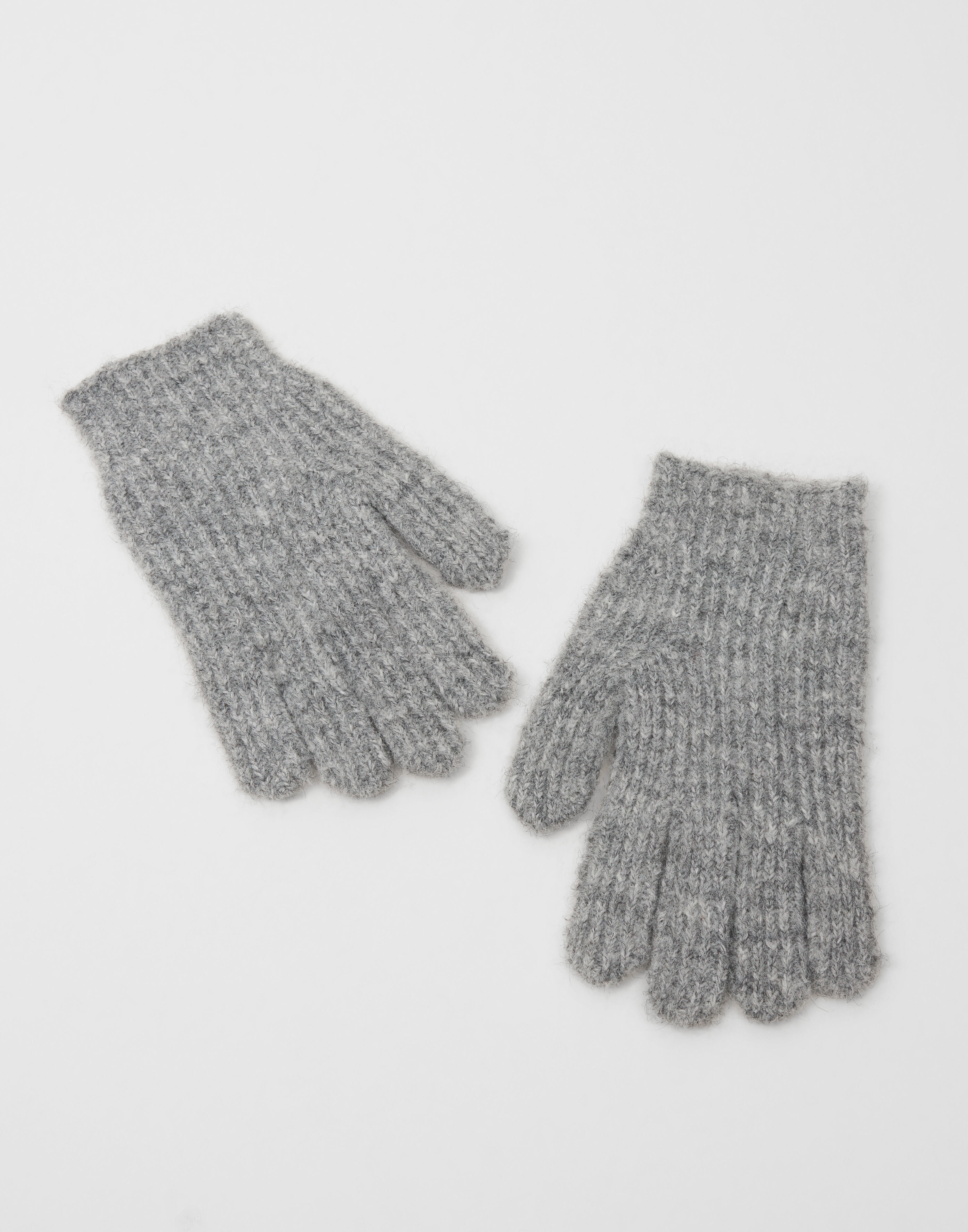 Osta Nelly Fuzzy Finger Gloves - Grey | Nelly.com