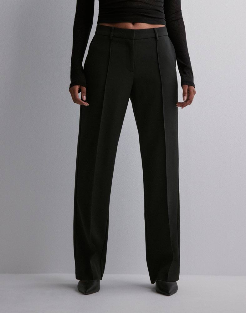Osta Only ONLASTRID LW PIN STRAIGHT PANT TLR - Black | Nelly.com