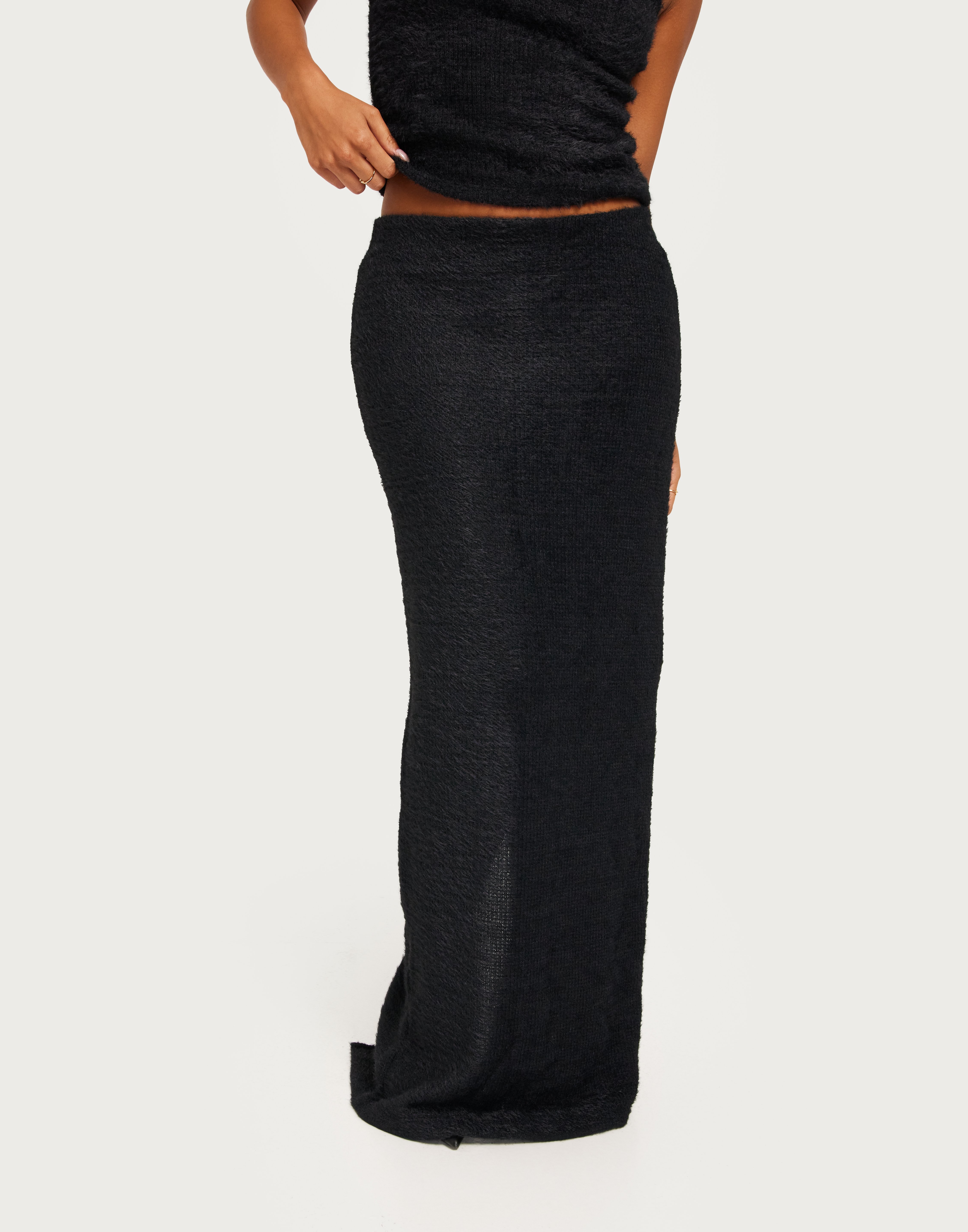 Buy Nelly Perfect Cozy Maxi Skirt - Black | Nelly.com