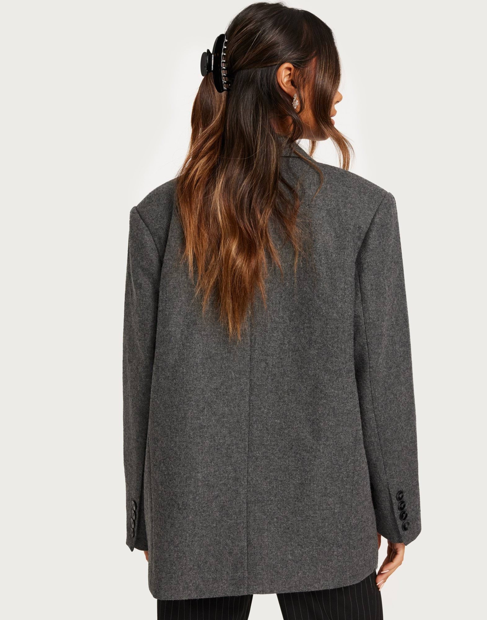 Köp Neo Noir Gaby Structure Blazer - Dark Grey | Nelly.com