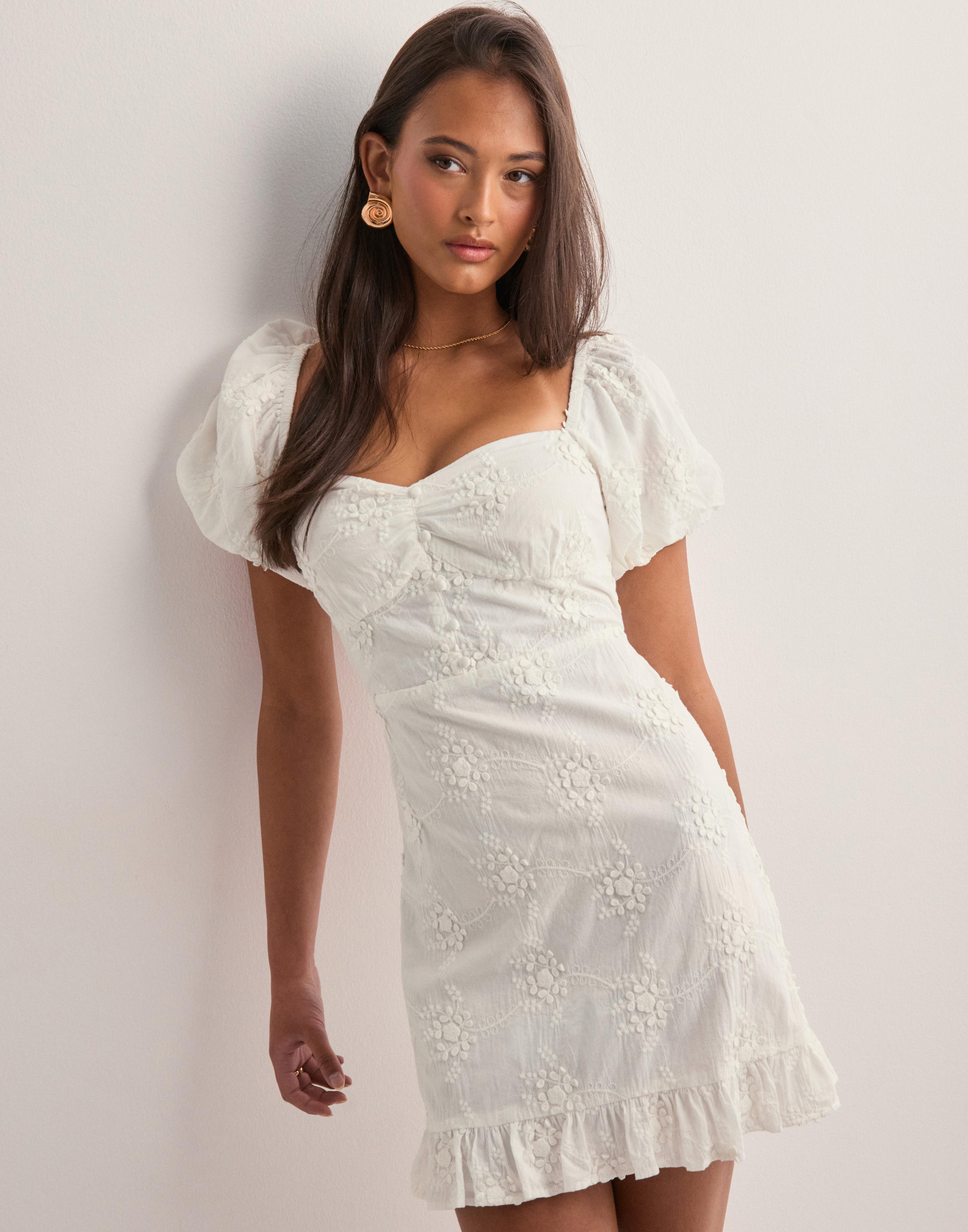 Kjøp Nelly My Dearest Dress - White | Nelly.com