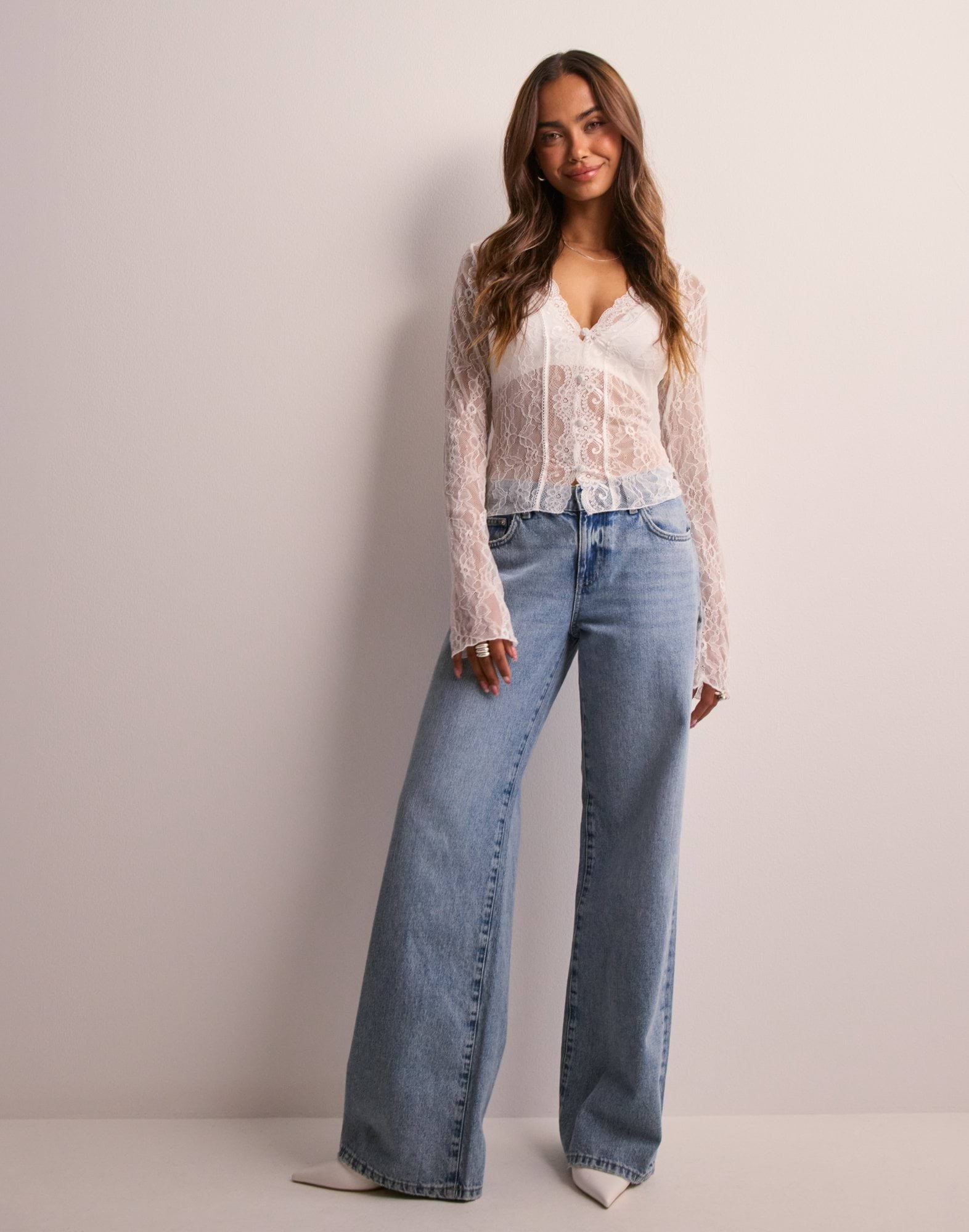 Köp Nelly Gorgeous Lace Blouse Top - White | Nelly.com