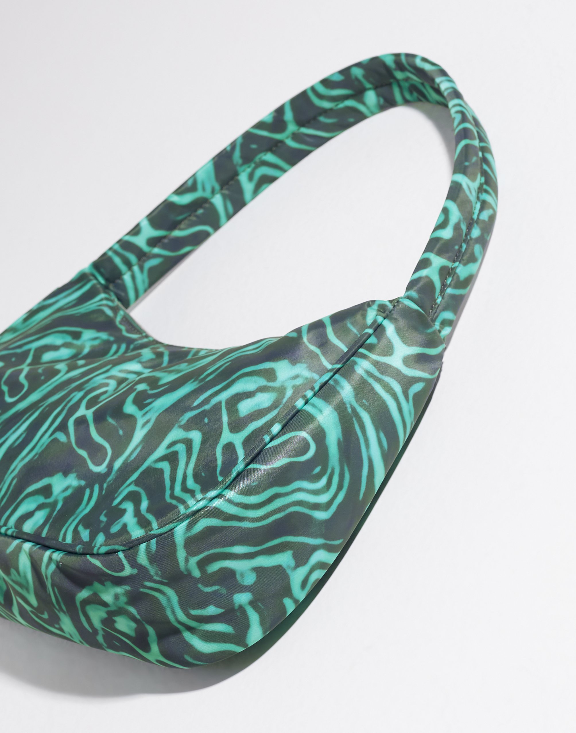 Köp Nelly Nylon Bag - Green Patterned | Nelly.com