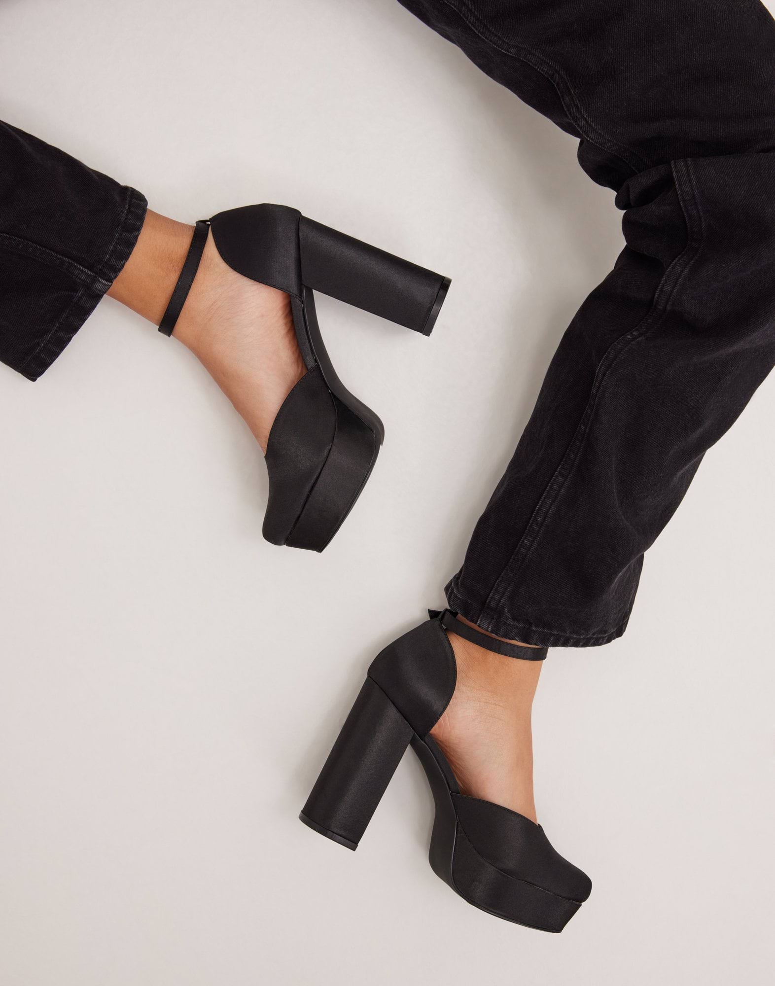 Köp Nelly Platform Block Heel - Black | Nelly.com