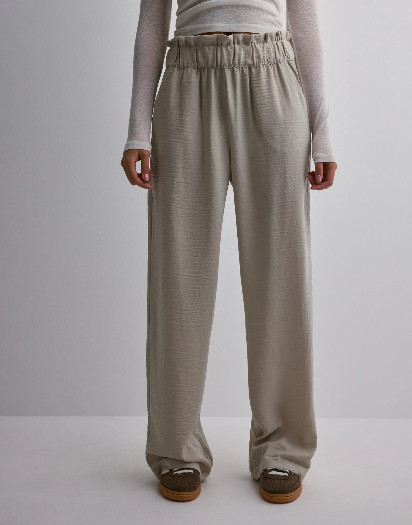 Buy JDY JDYDIVYA LIFE HW WIDE PANTS WVN NOO - Chateau Gray | Nelly.com