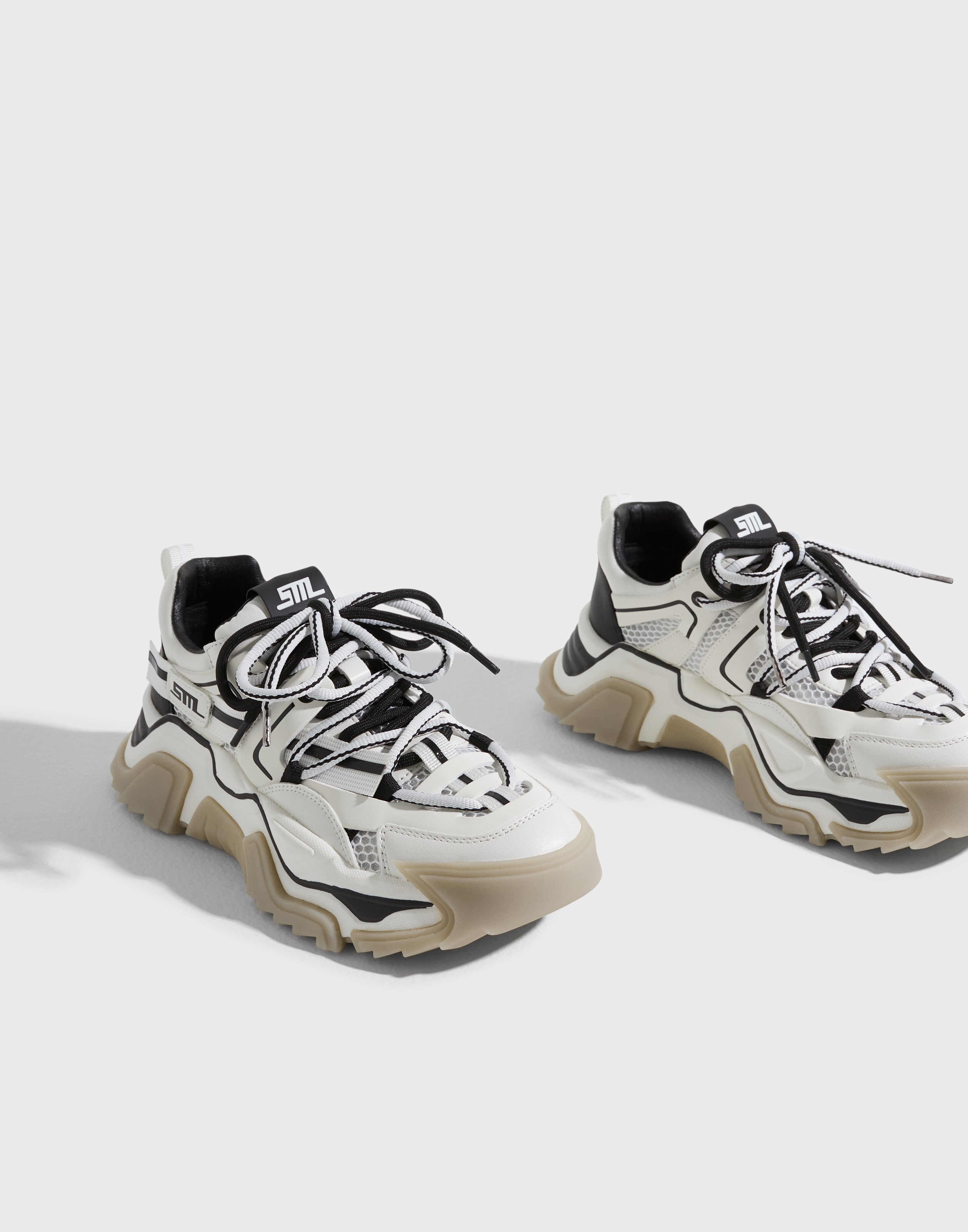 Osta Steve Madden Kingdom-E Sneaker - Grey Black | Nelly.com