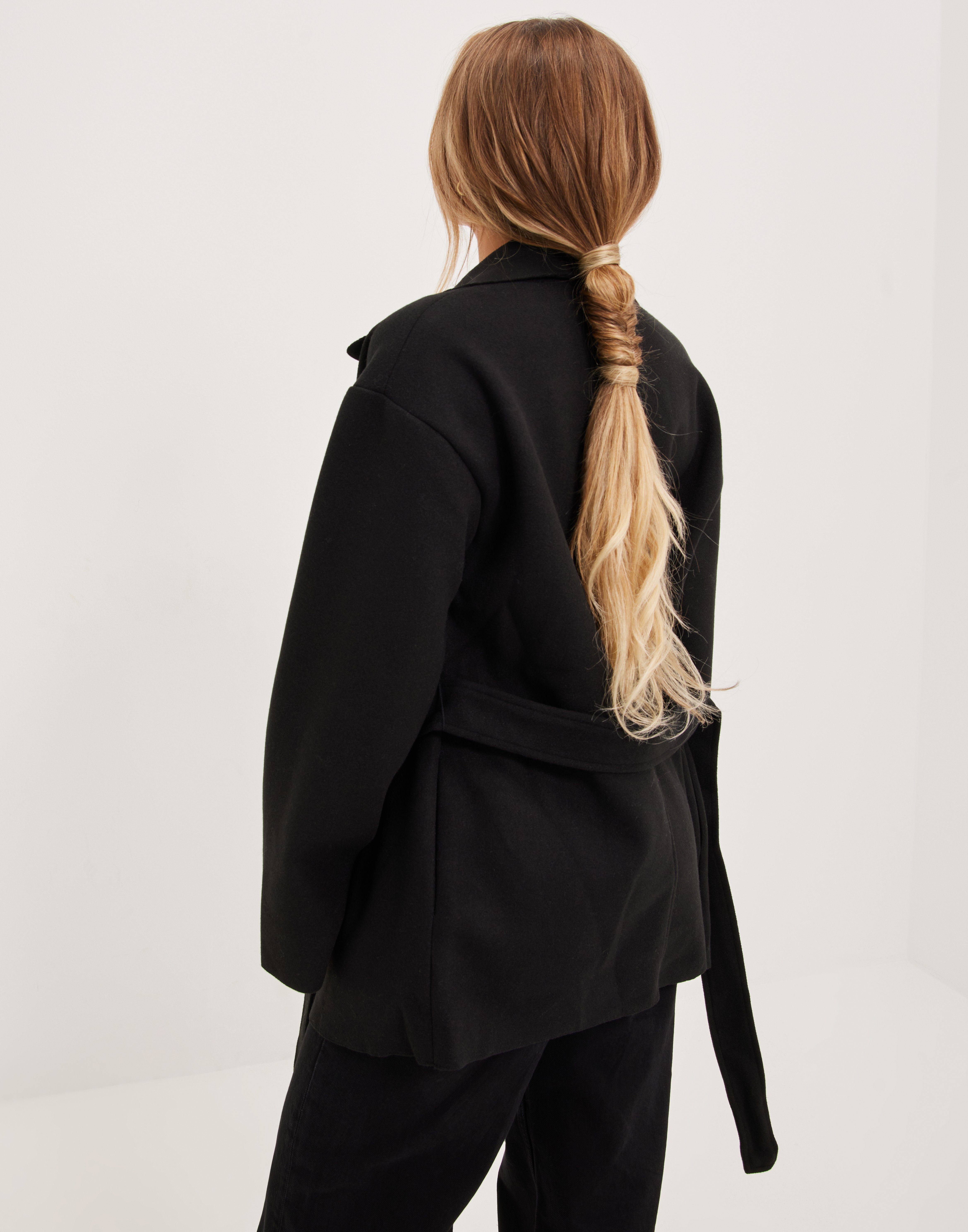 Buy Nelly Clean Belted Jacket - Black | Nelly.com