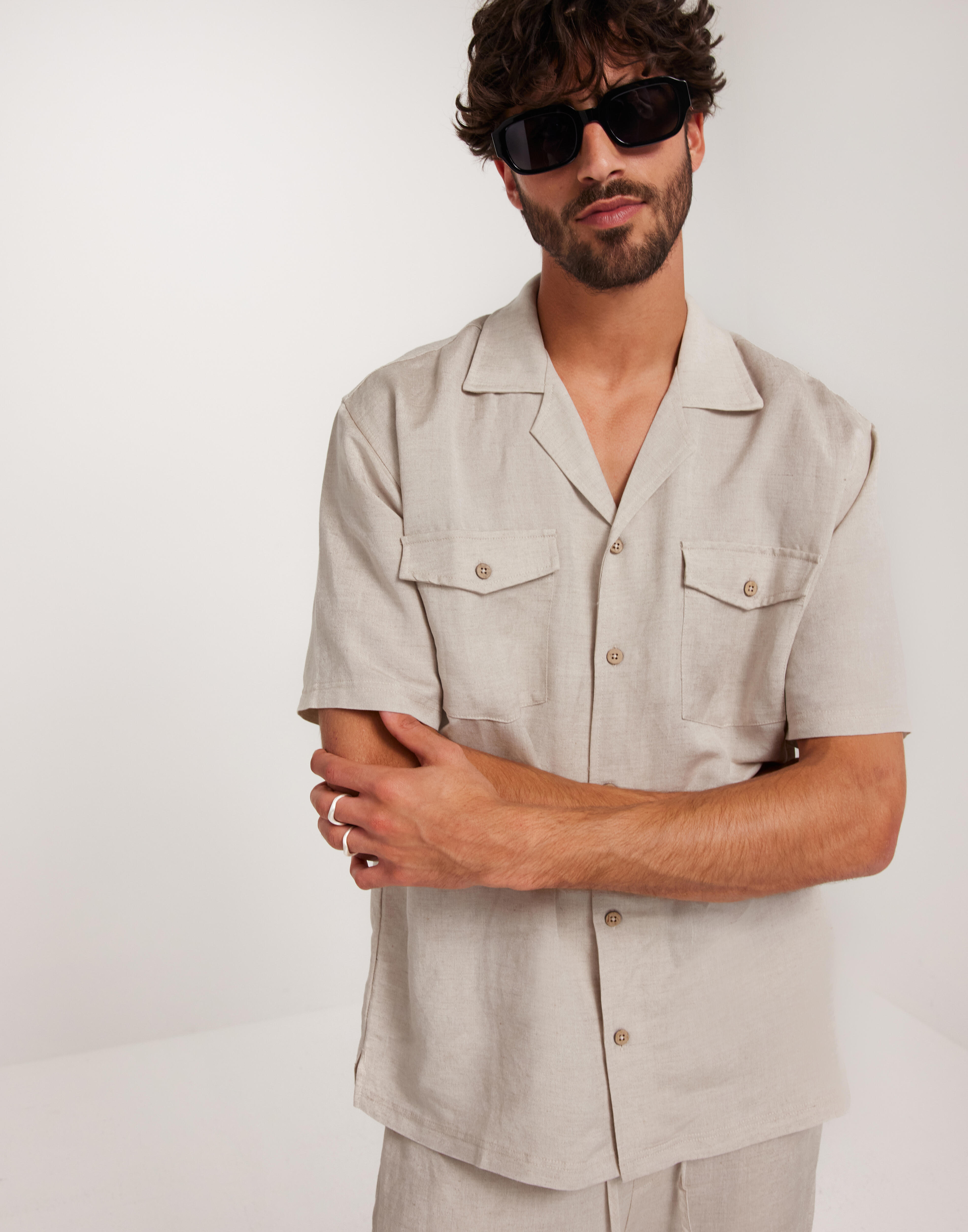 Köp Brand Island LORENTO LINEN SHIRT - Ecru | NLYMAN