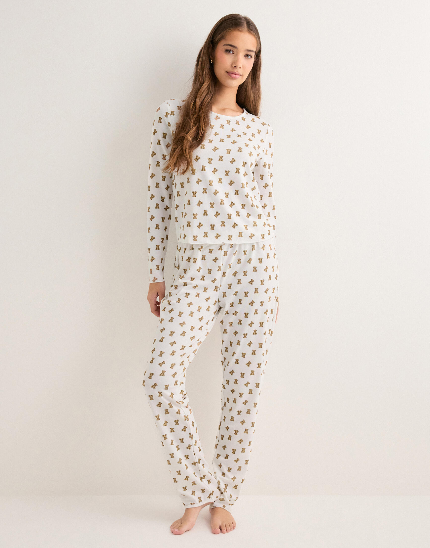 Köp Vero Moda VMPIPPA NIGHTWEAR SET XMAS - Snow White Teddy | Nelly.com