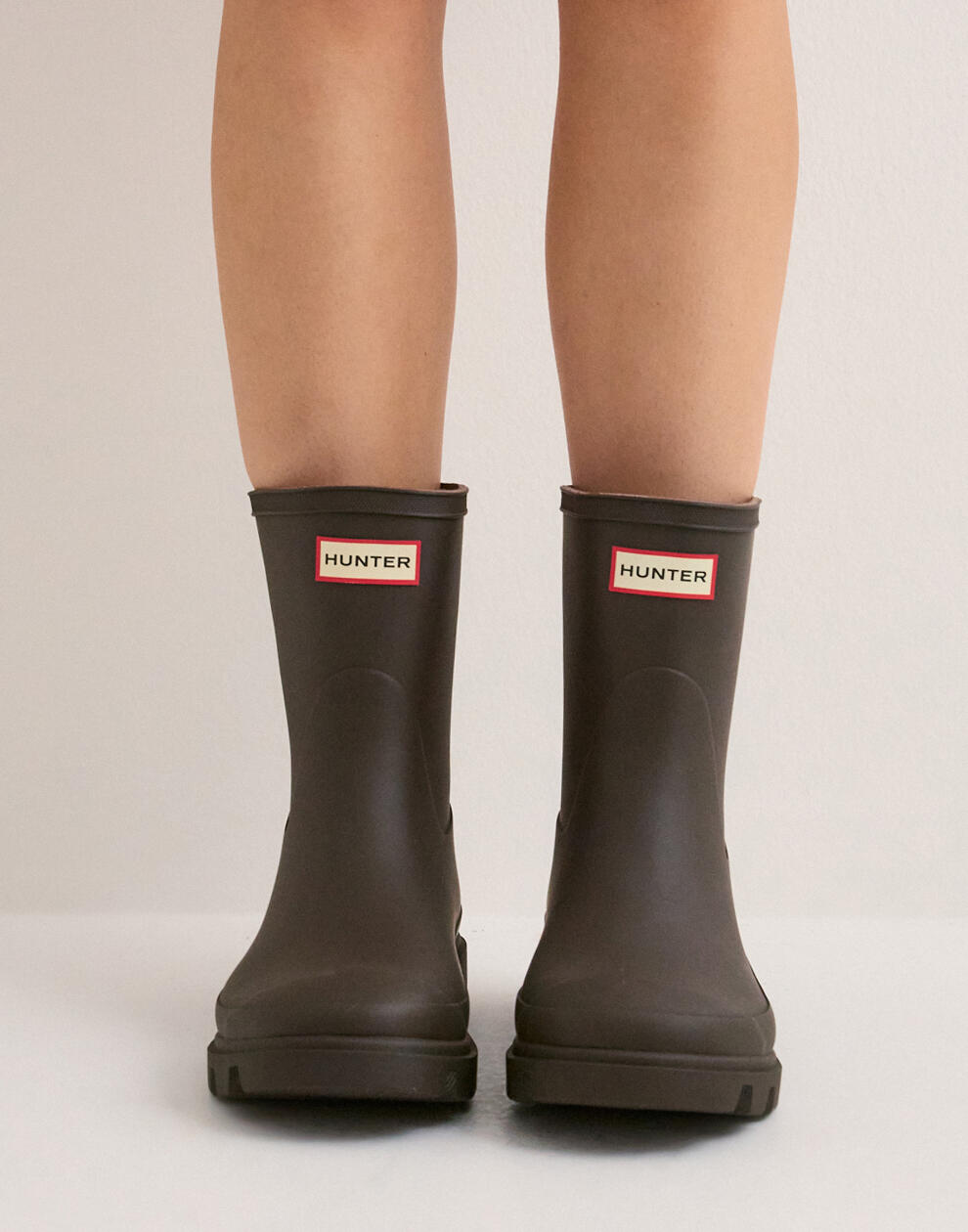 Kjøp Hunter UNISEX DOWNPOUR SHORT BOOT - Chocolate Brown | Nelly.com