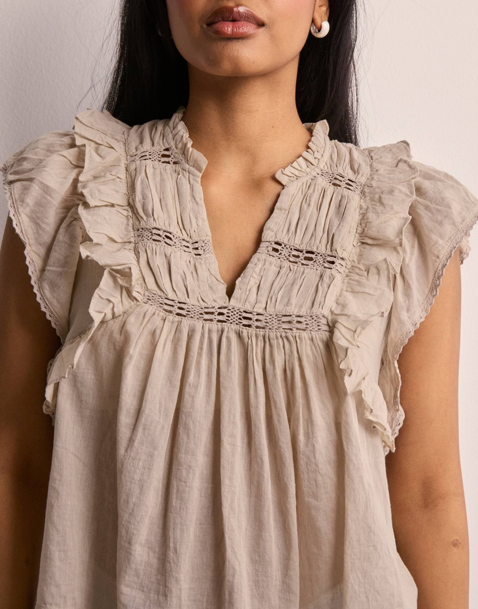 Buy Neo Noir Jayla S Voile Top - Sand | Nelly.com