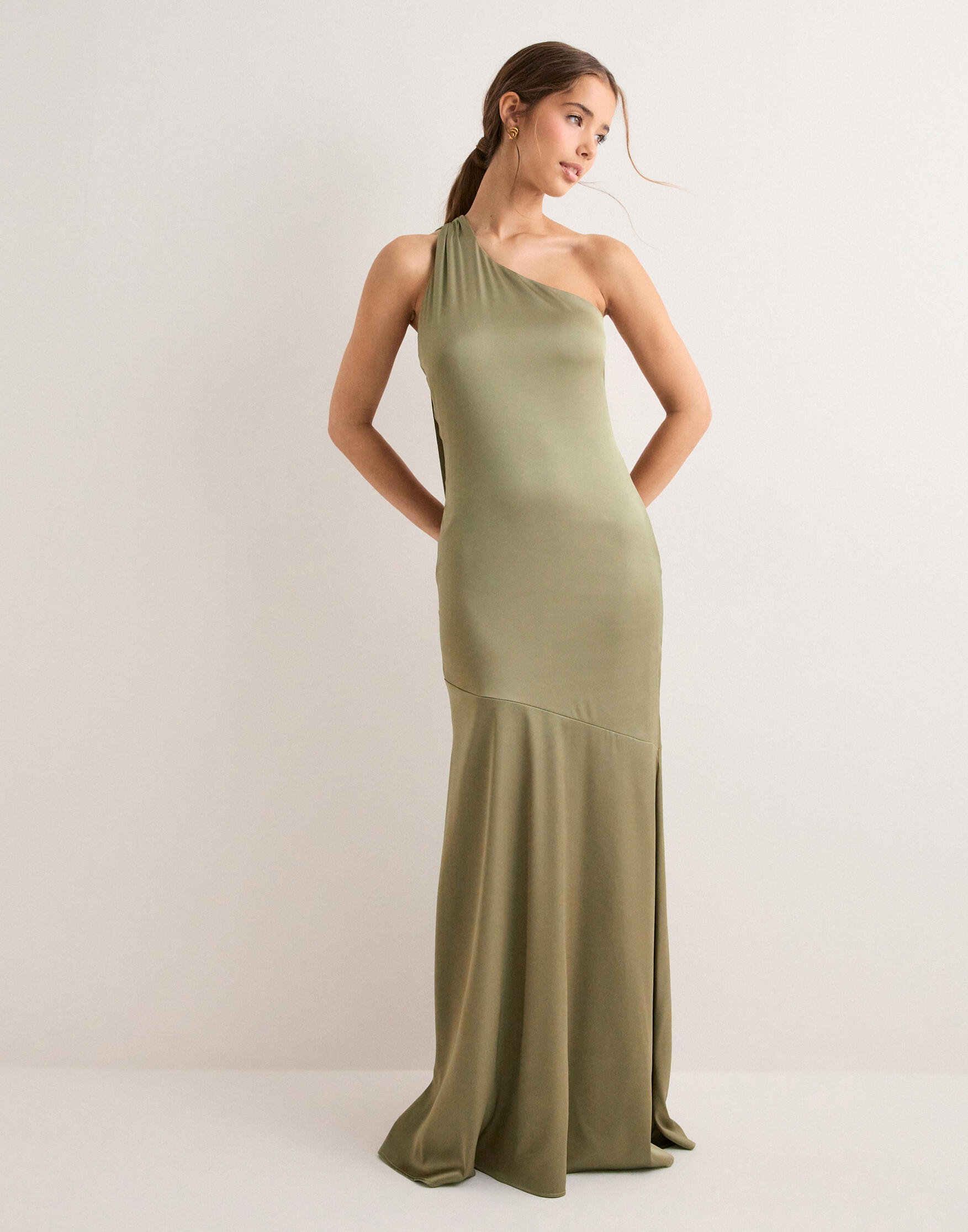 Buy Nelly Perfect Shawl Dress - Green | Nelly.com