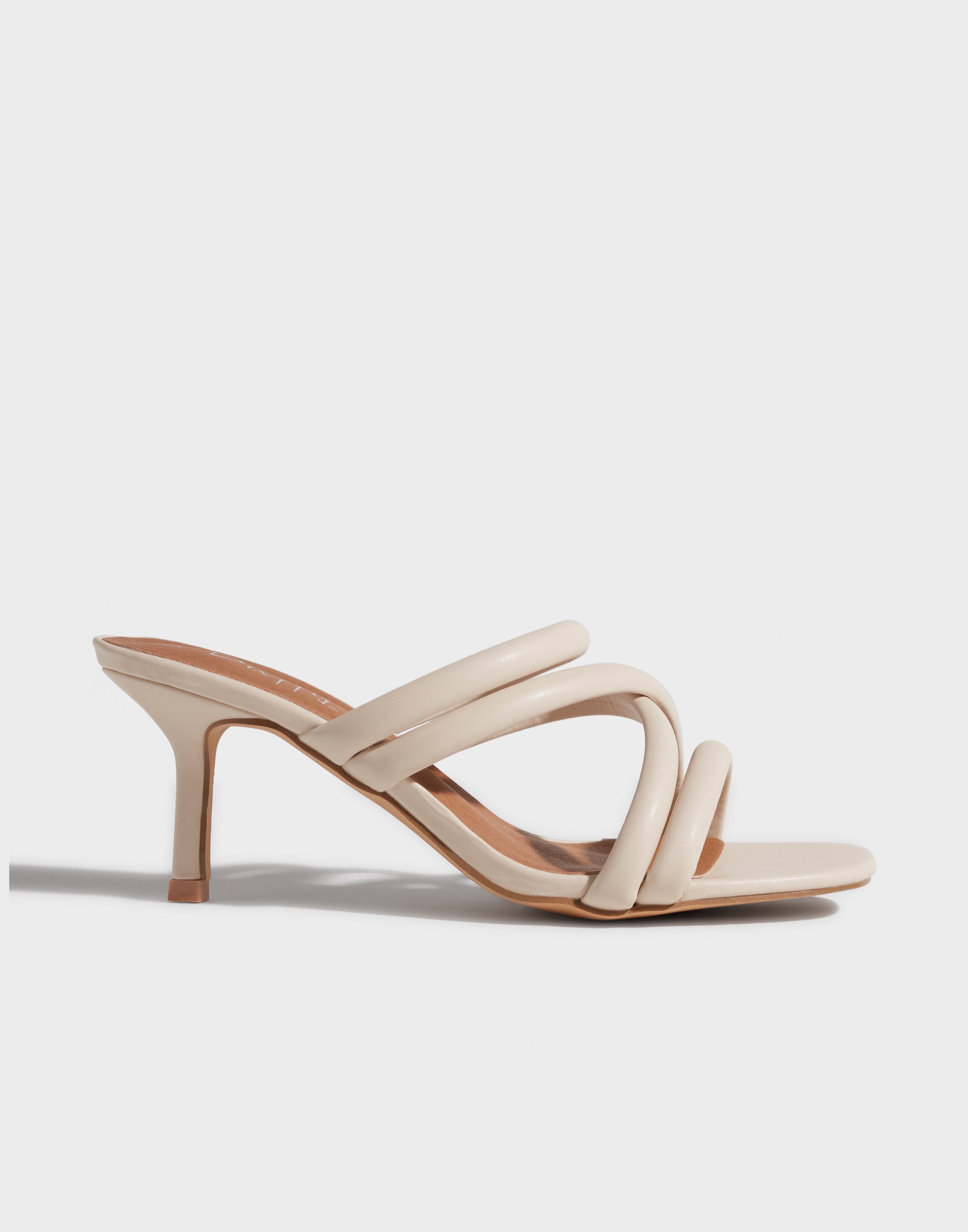 Köp Duffy Strap Heel - Beige | Nelly.com