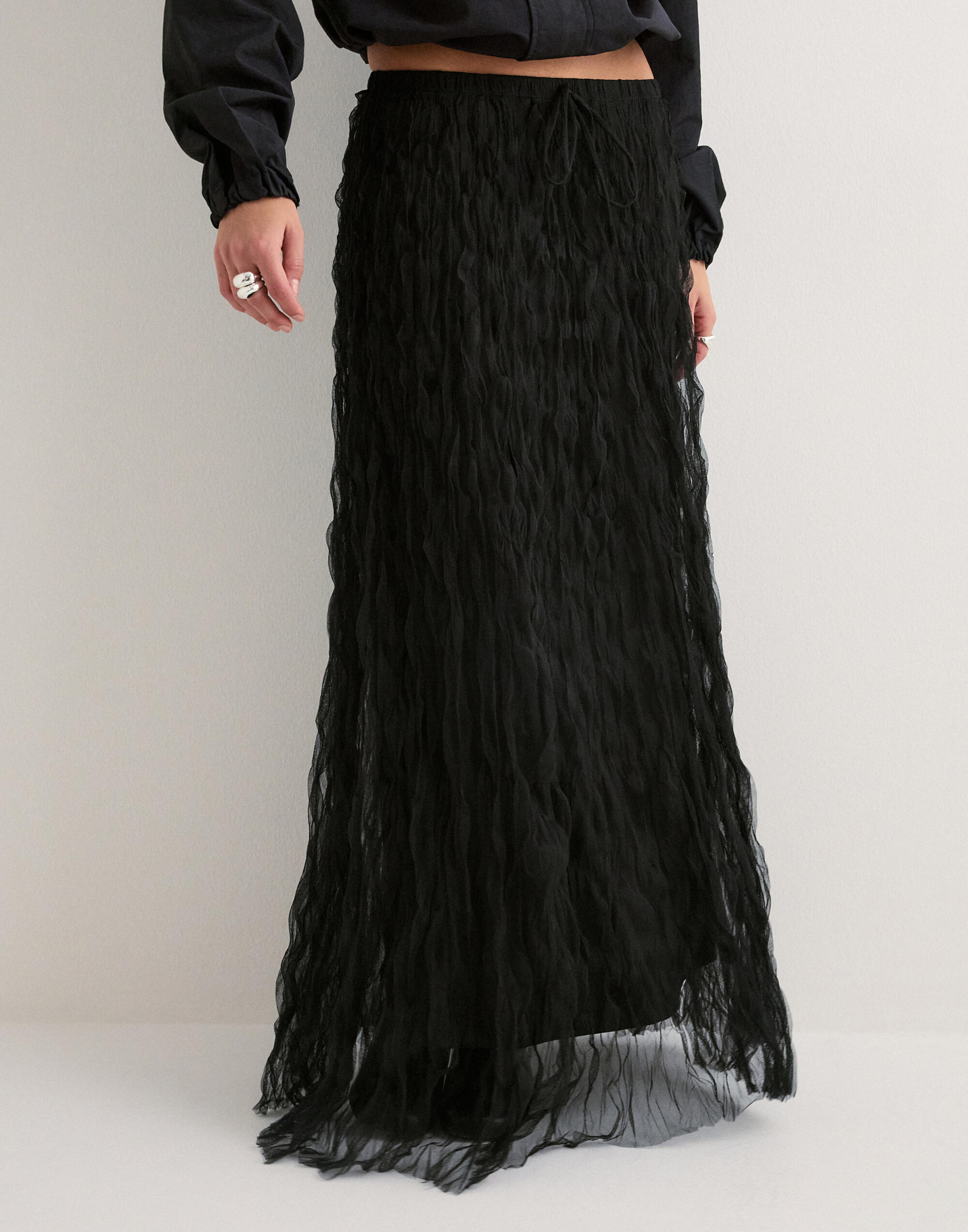 Kjøp Vero Moda VMCARALIA HW MESH SKIRT EXP - Black | Nelly.com