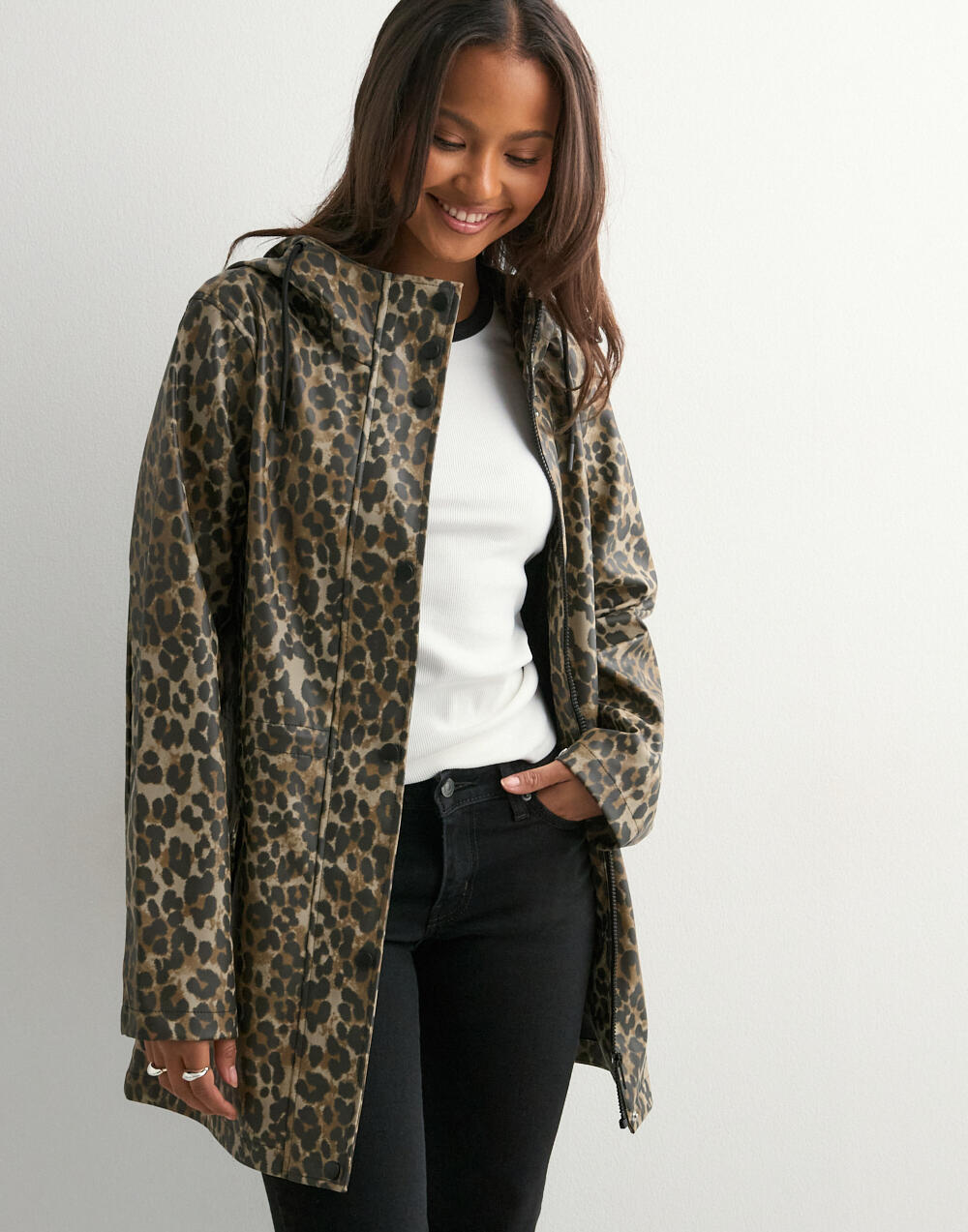 Kjøp Vero Moda VMMALOU COATED PRINTED JACKET NOOS - WHWN | Nelly.com