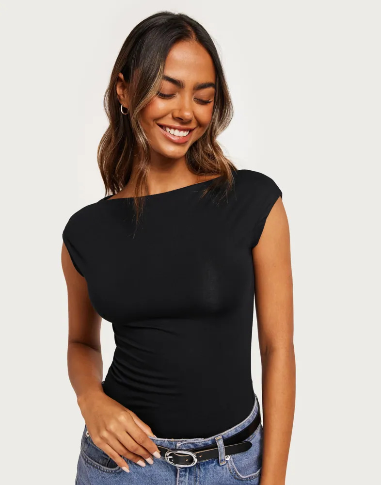 Köp Nelly Perfect Soft Top - Black | Nelly.com