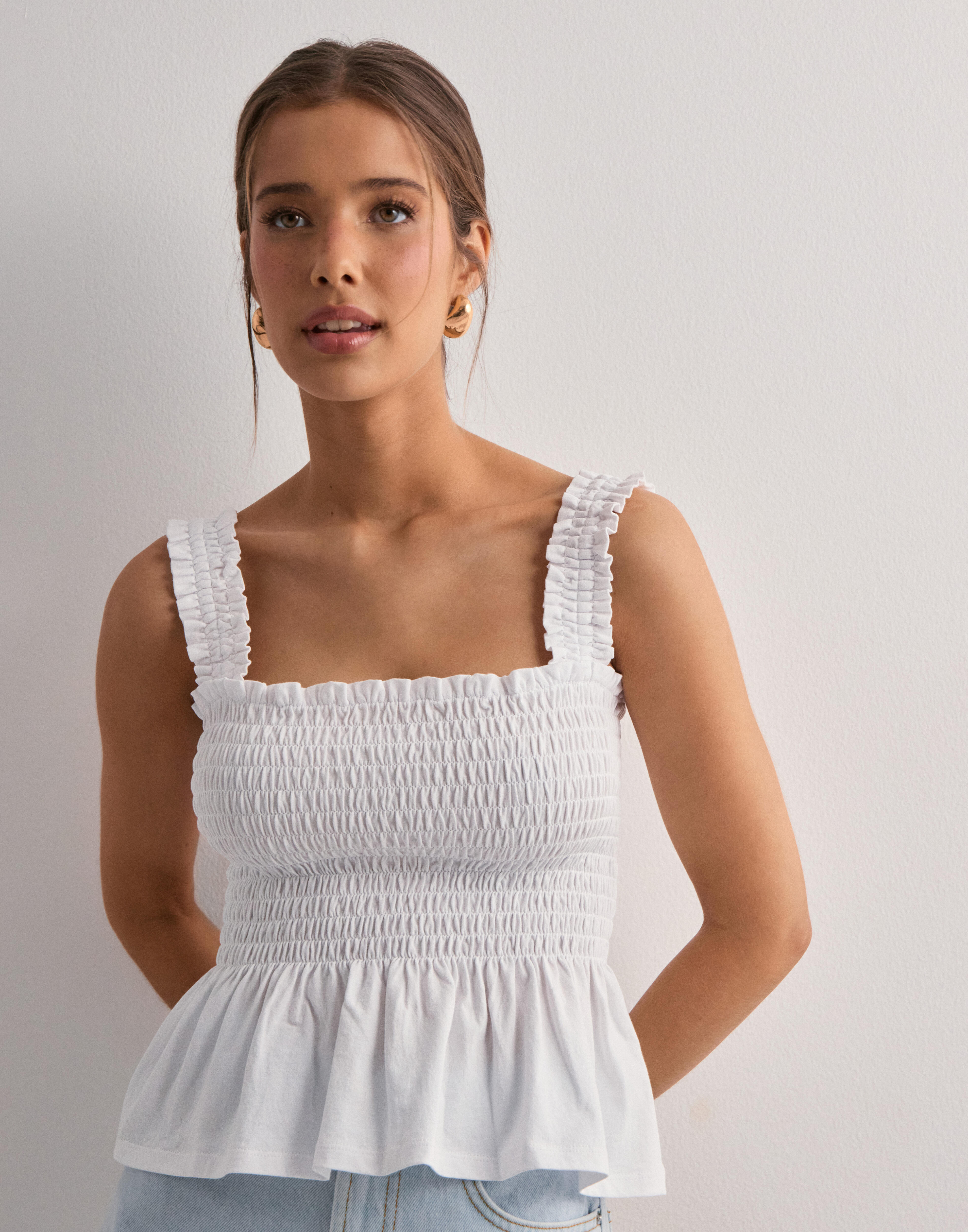 Köp Nelly Cute Smock Top - White | Nelly.com