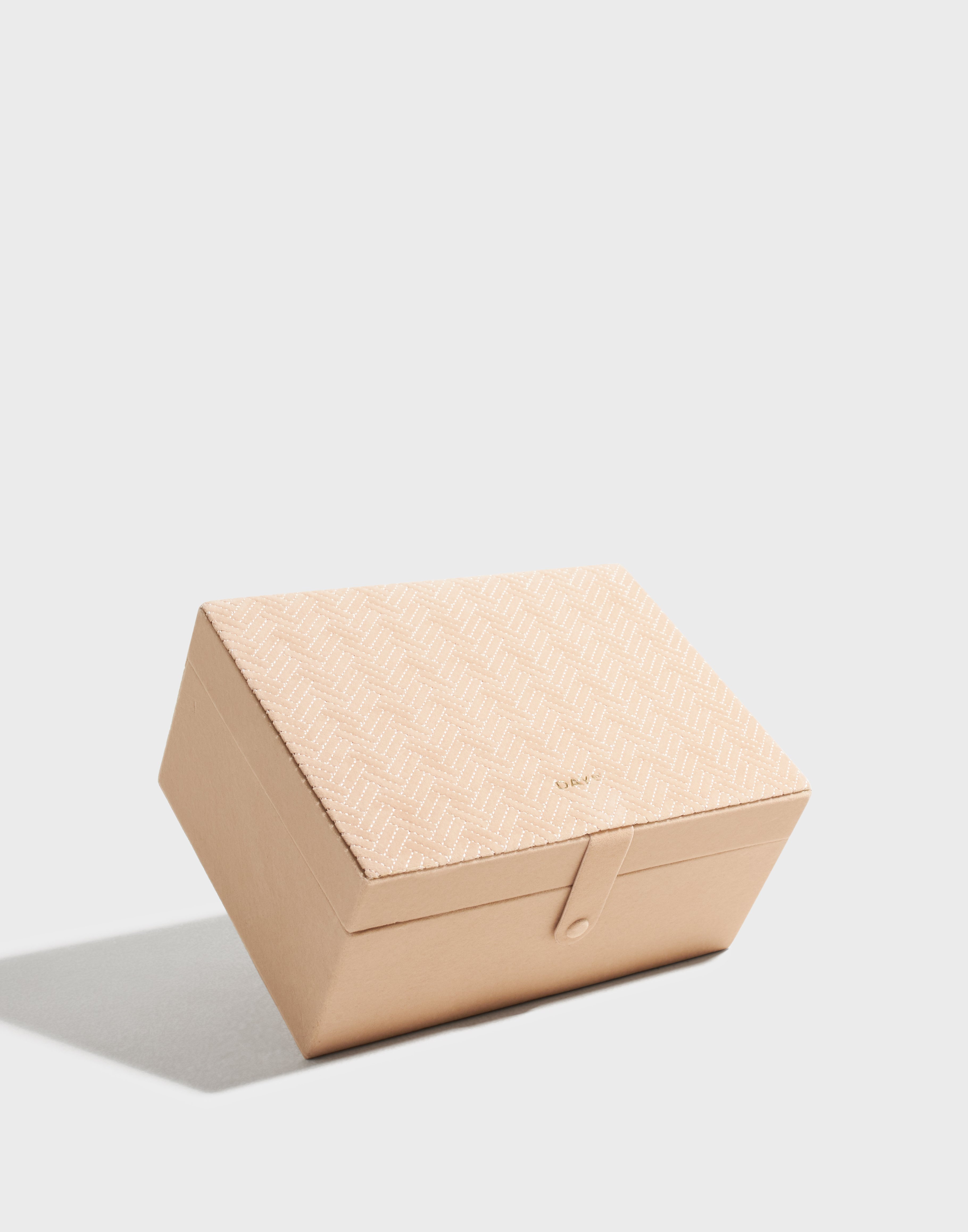 Buy DAY ET Day Q Jewelry Zip Box Big - Whisper Pink | Nelly.com