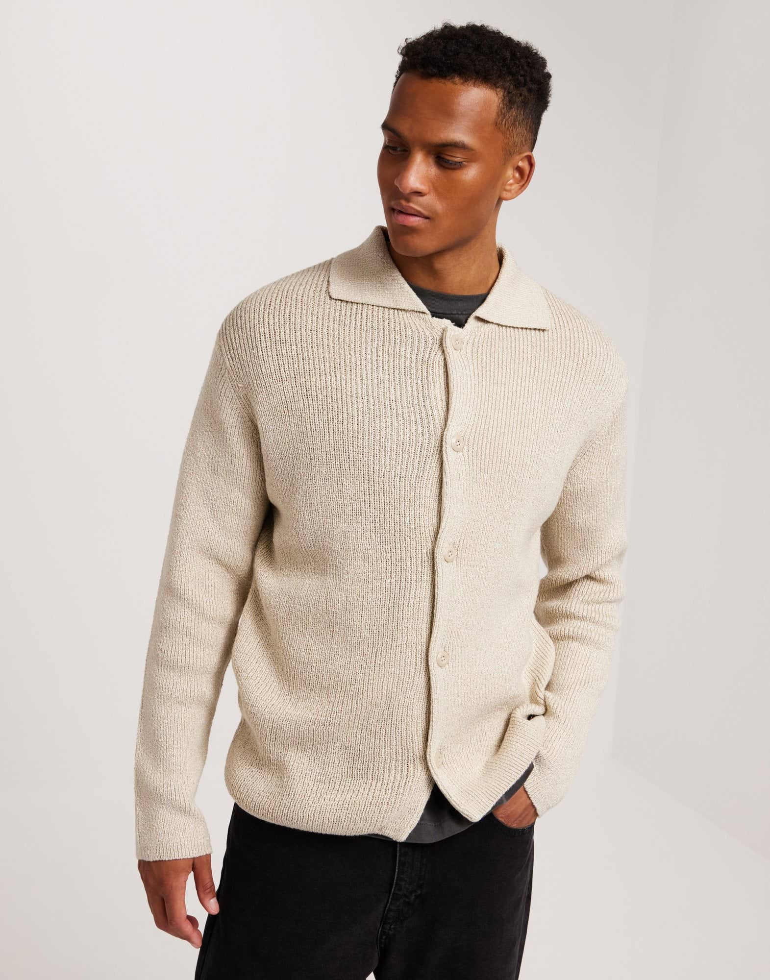 Köp Only & Sons ONSTOKE REG 7 BTN CARD KNIT - Silver Lining | NLYMAN