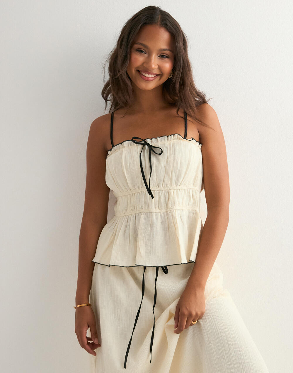 Buy Neo Noir Emberly Crepe Top - Cream | Nelly.com