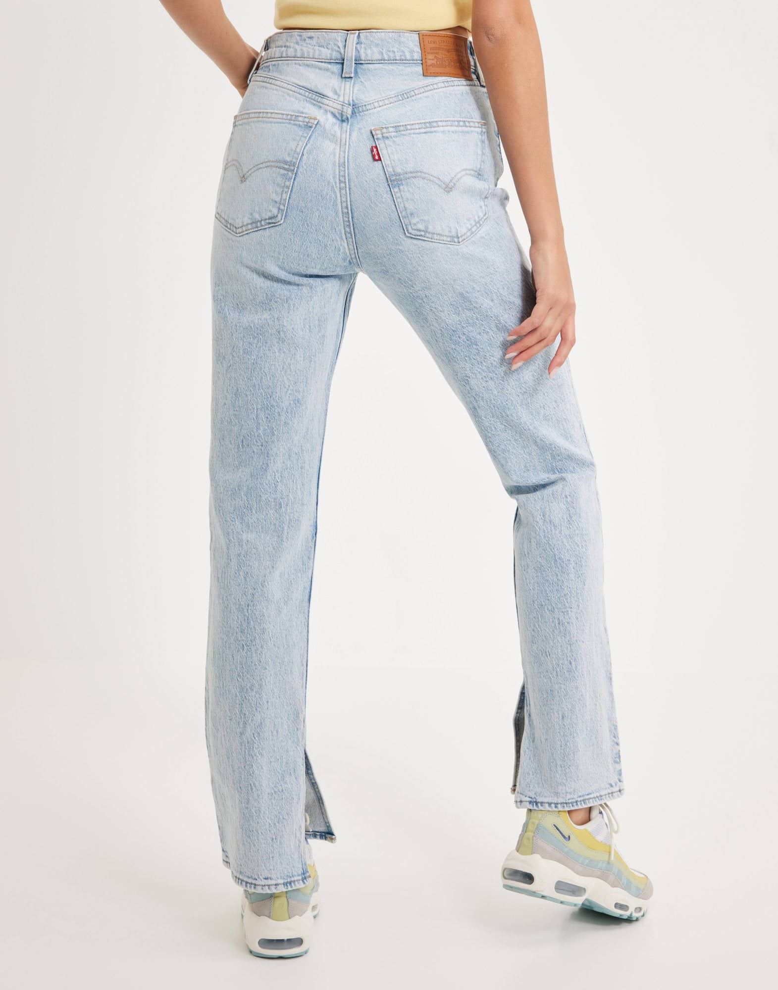 Buy Levi's 70S HIGH SLIM STR SLIT Z2003 L - Light | Nelly.com