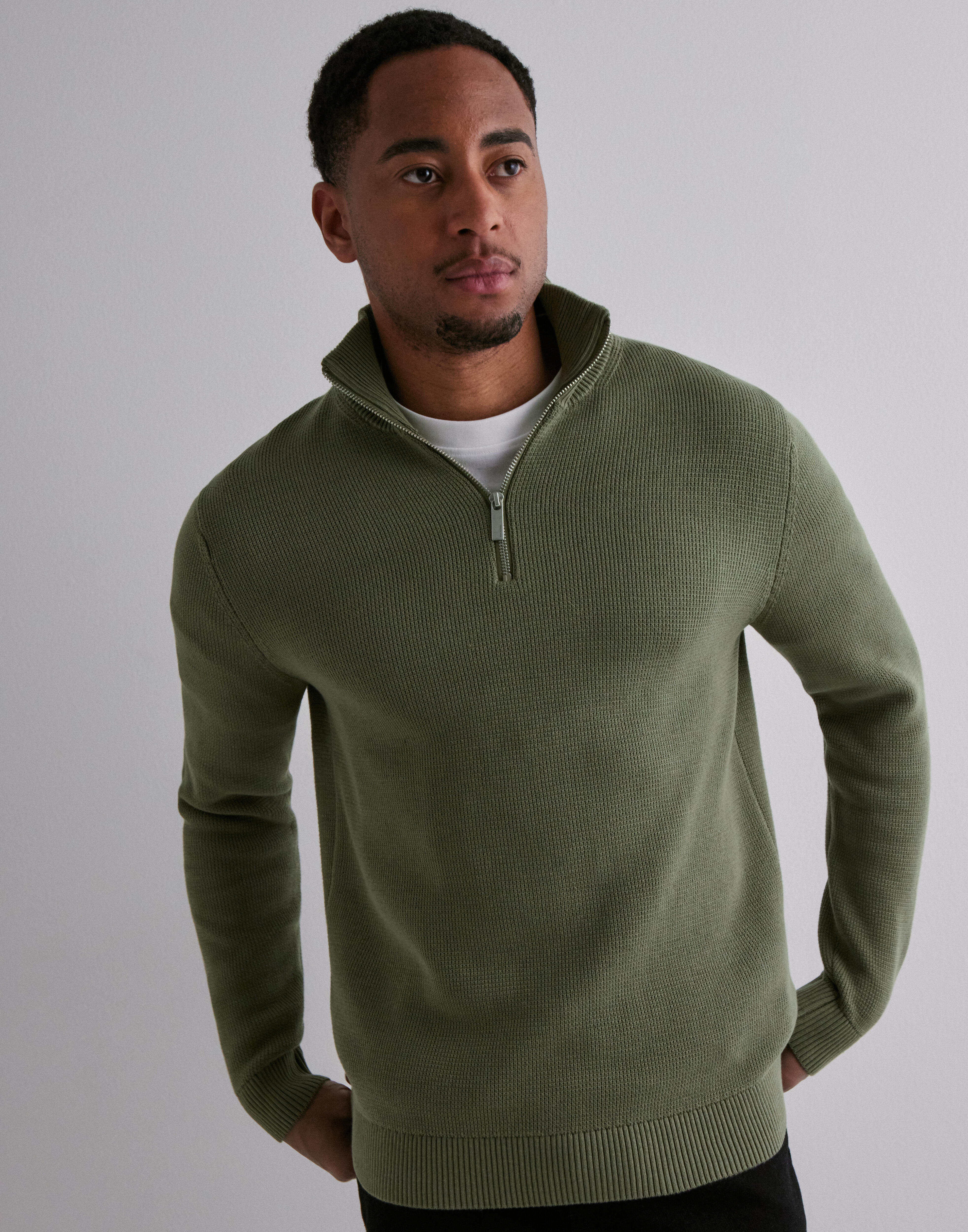 Buy Selected Men SLHDANE LS KNIT STRUCTURE HALF ZIP - Vetiver | NLYMAN