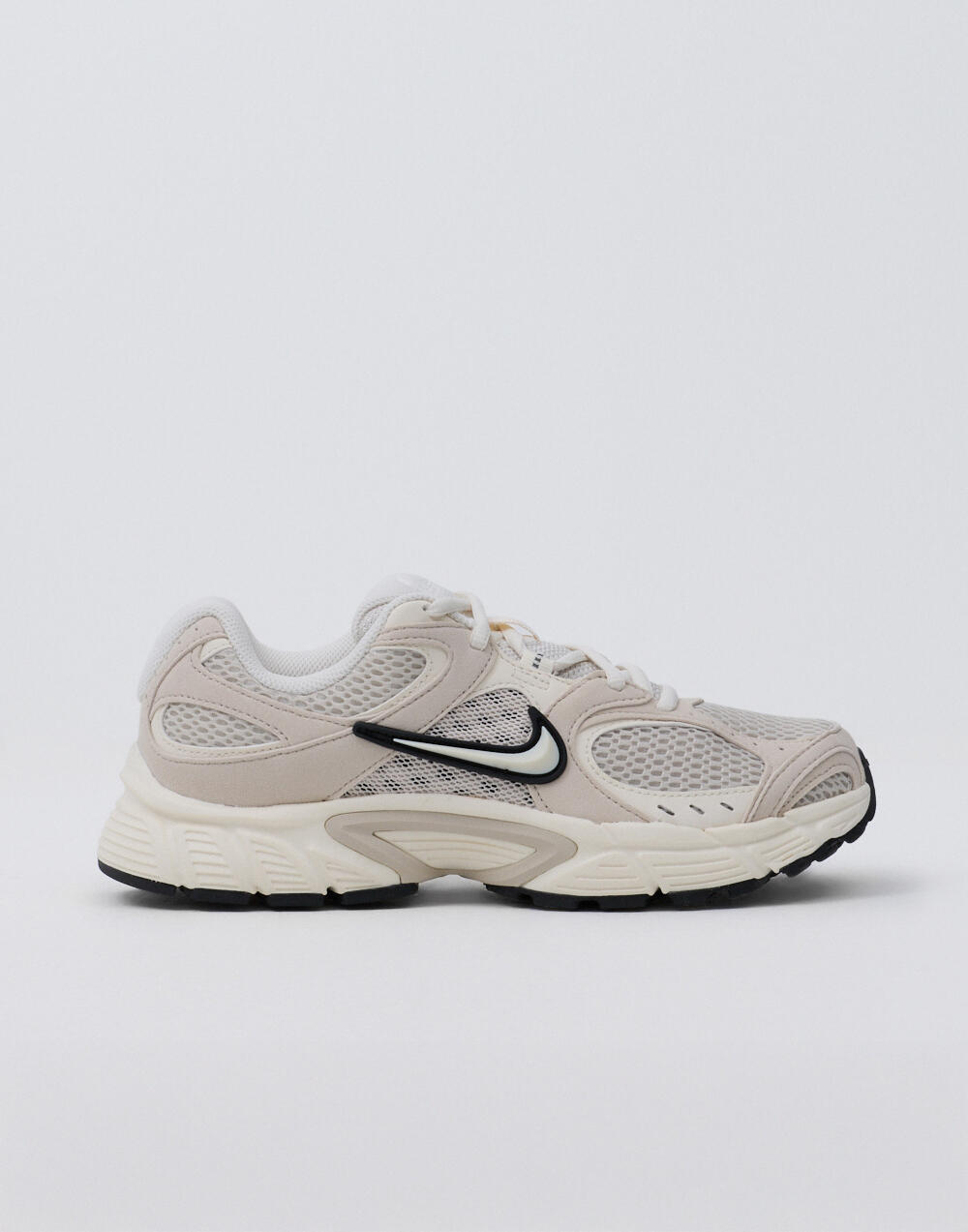 Buy Nike W Nike V5 Rnr - White | Nelly.com