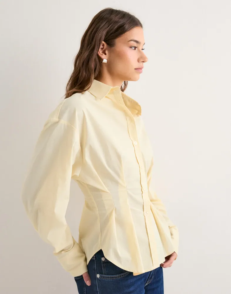 Köp Nelly Shaped Shirt - Yellow | Nelly.com