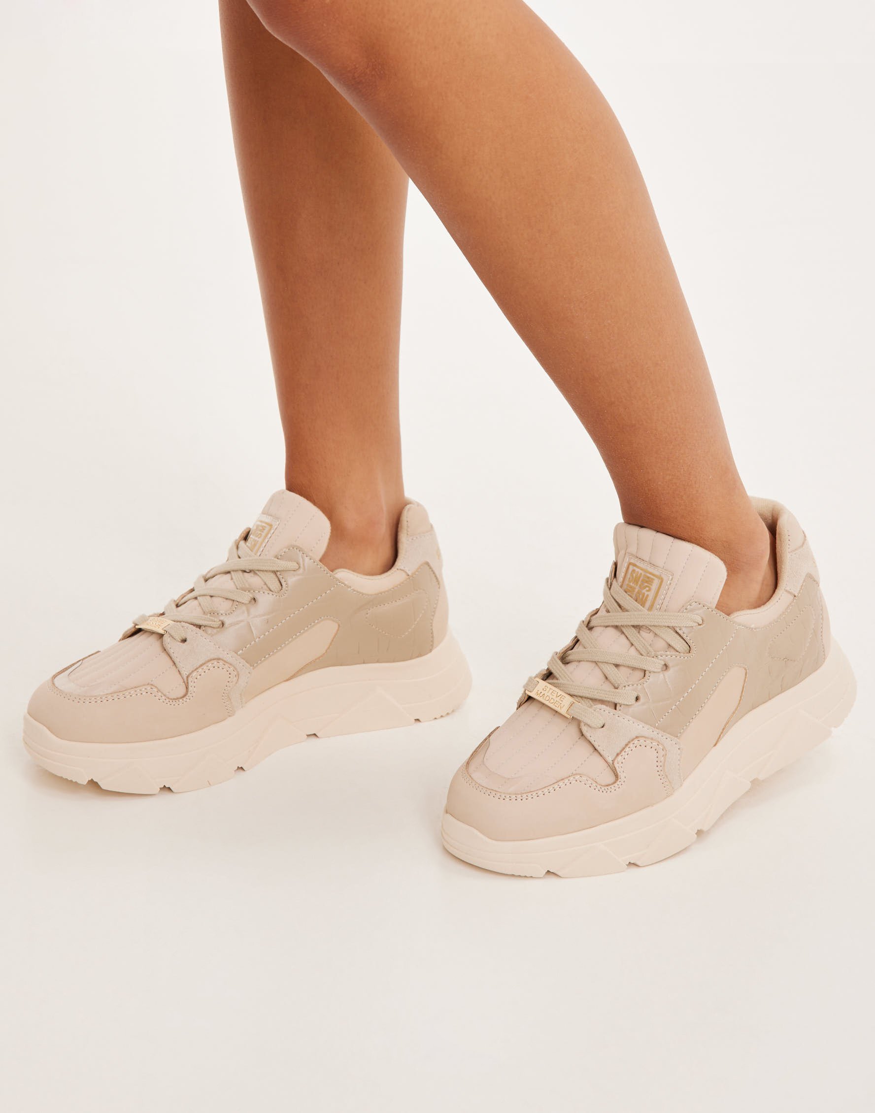 Osta Steve Madden Poppy Sneaker - Beige | Nelly.com