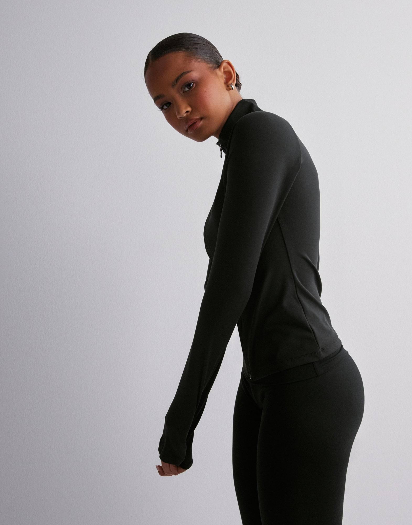 Buy Nelly Full Zip Top - Black | Nelly.com