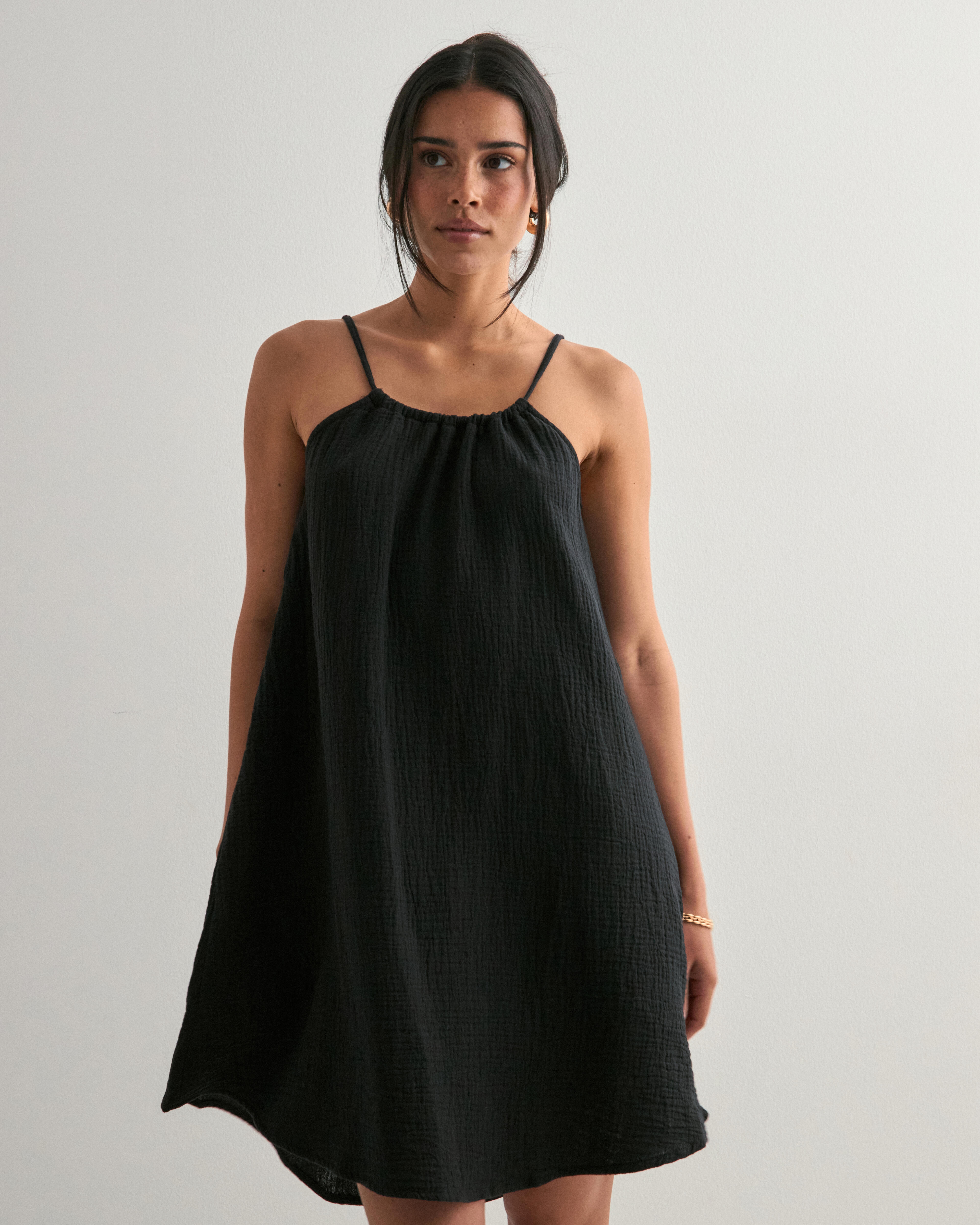 Buy Vero Moda VMNATALI SHORT SINGLET DRESS WVN NO - Black | Nelly.com