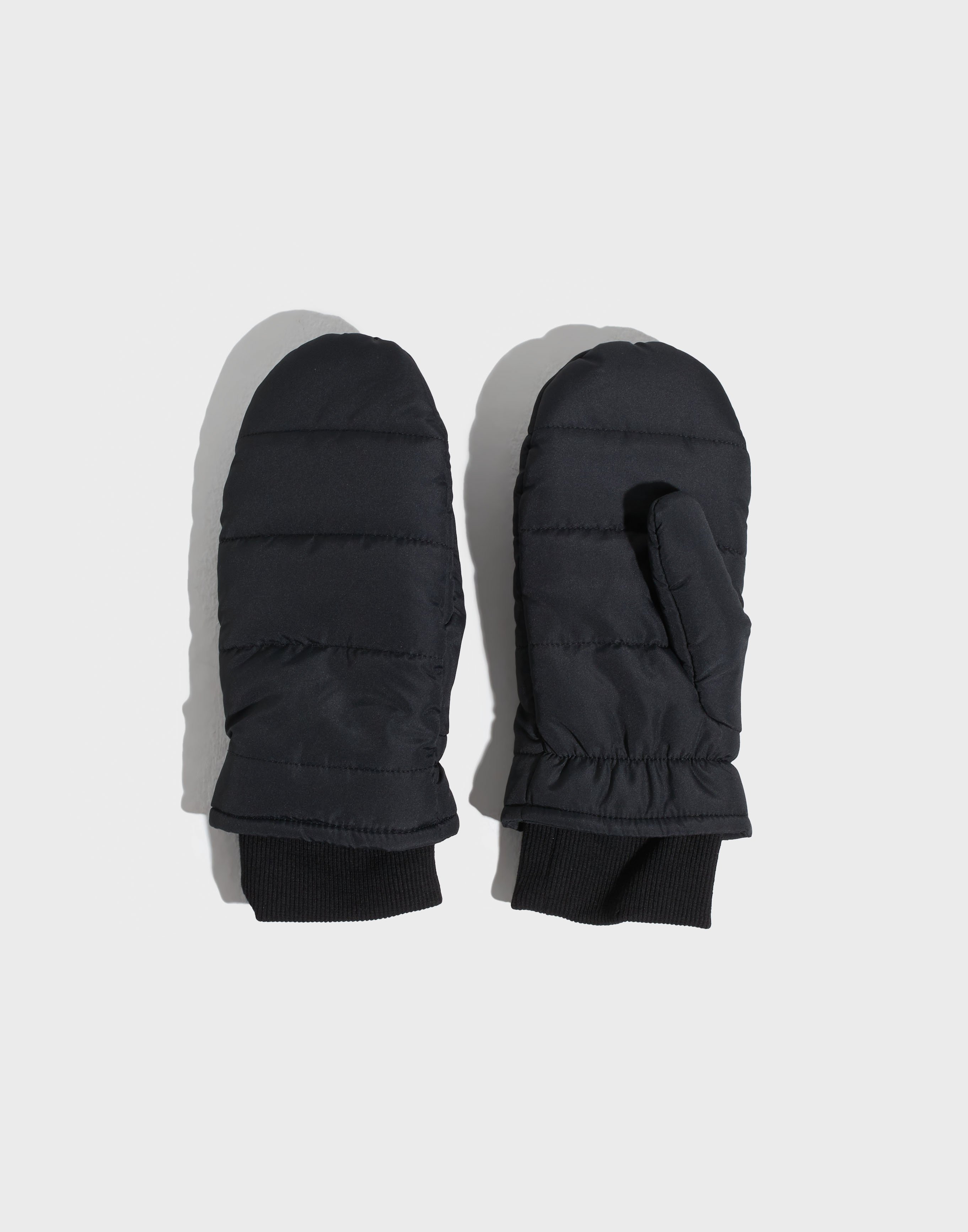 Buy Gina Tricot Simone Mittens - Black | NLYMAN
