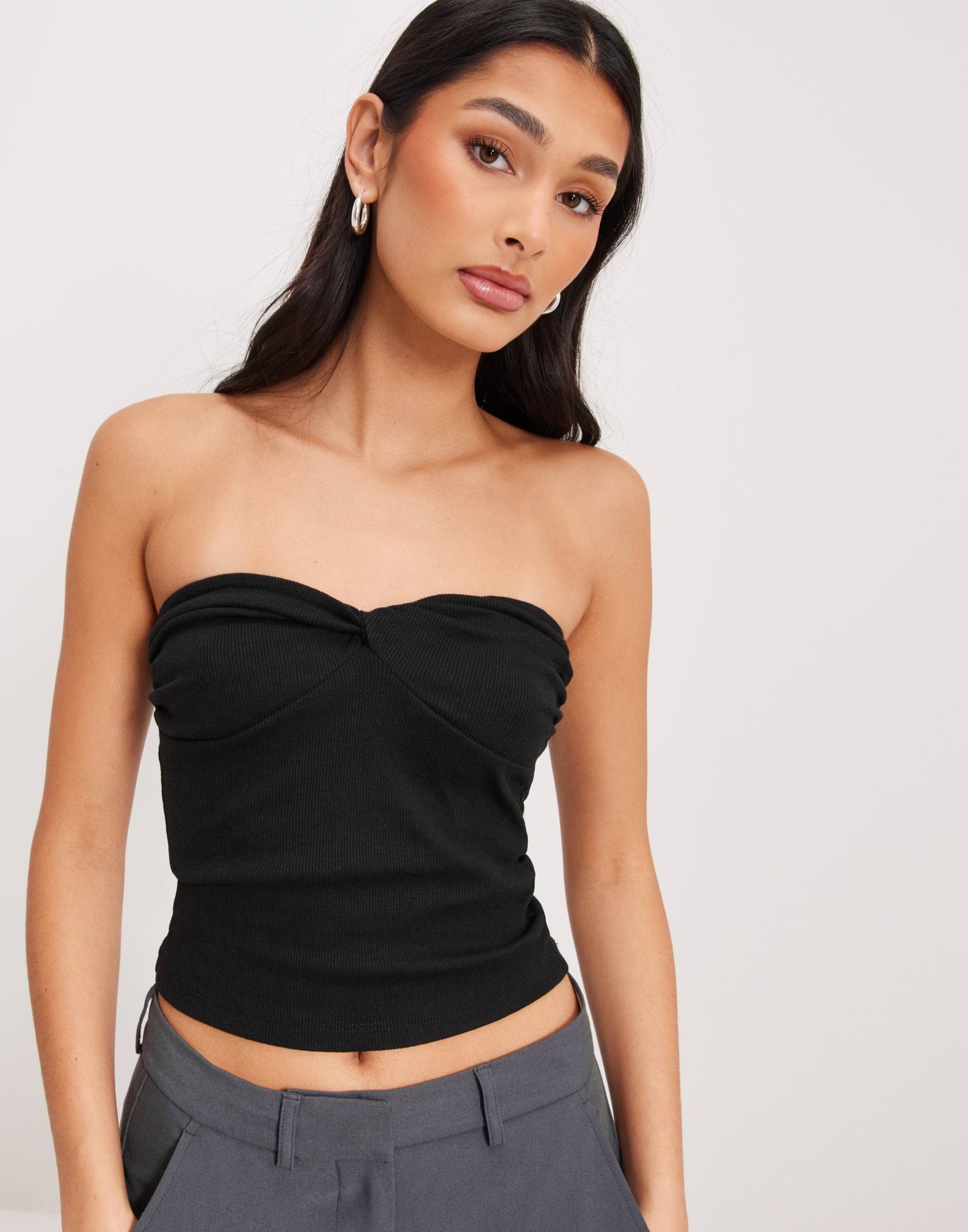 Köp Nelly Sweetheart Tube Top - Black | Nelly.com