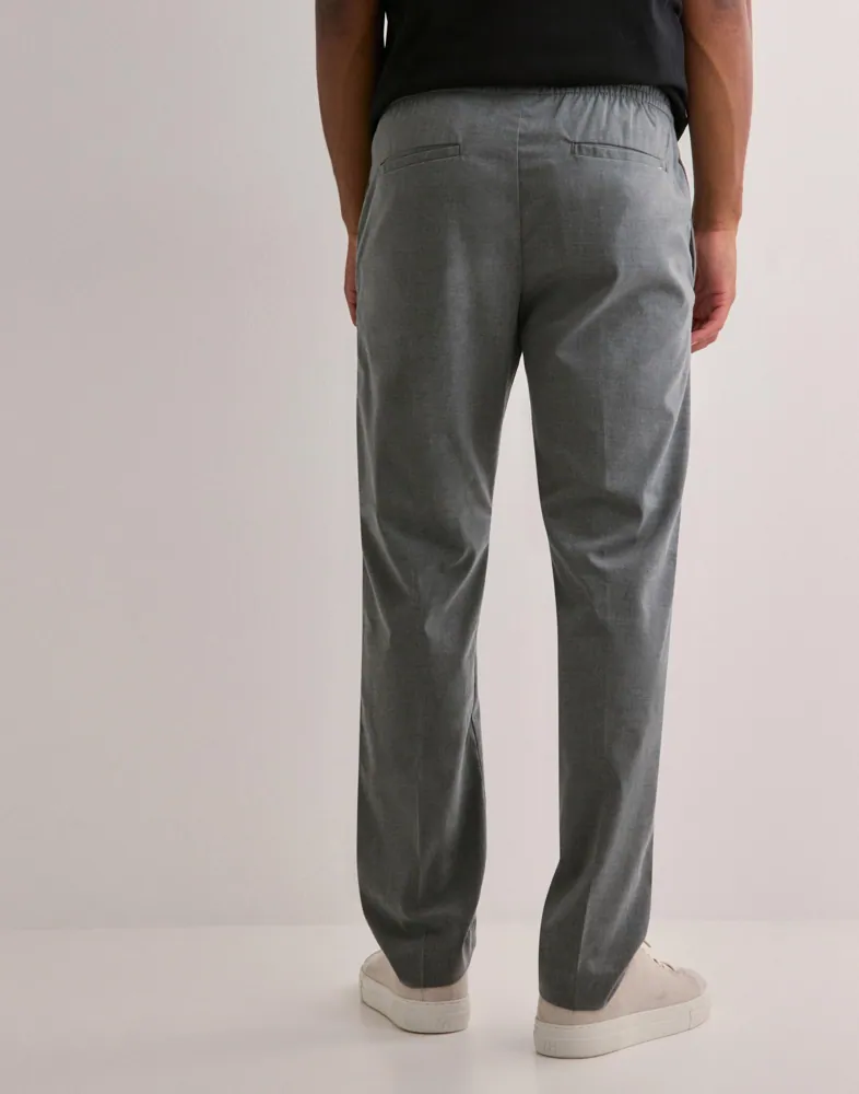 Köp Jack & Jones JPSTKANE EDWIN JOGGER NOOS - Grey Melange | NLYMAN
