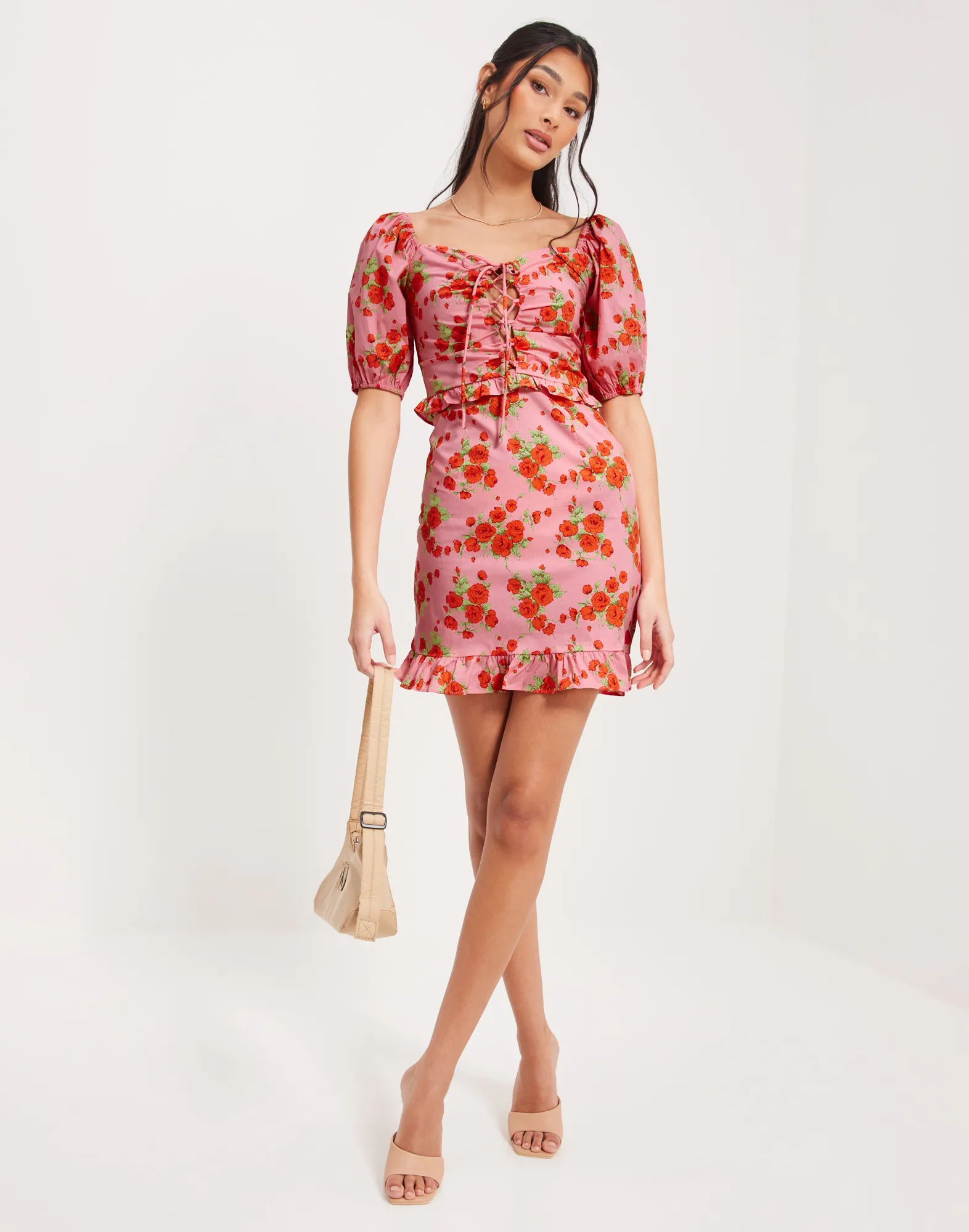 Køb Nelly Front Lacing Dress - Floral | Nelly.com