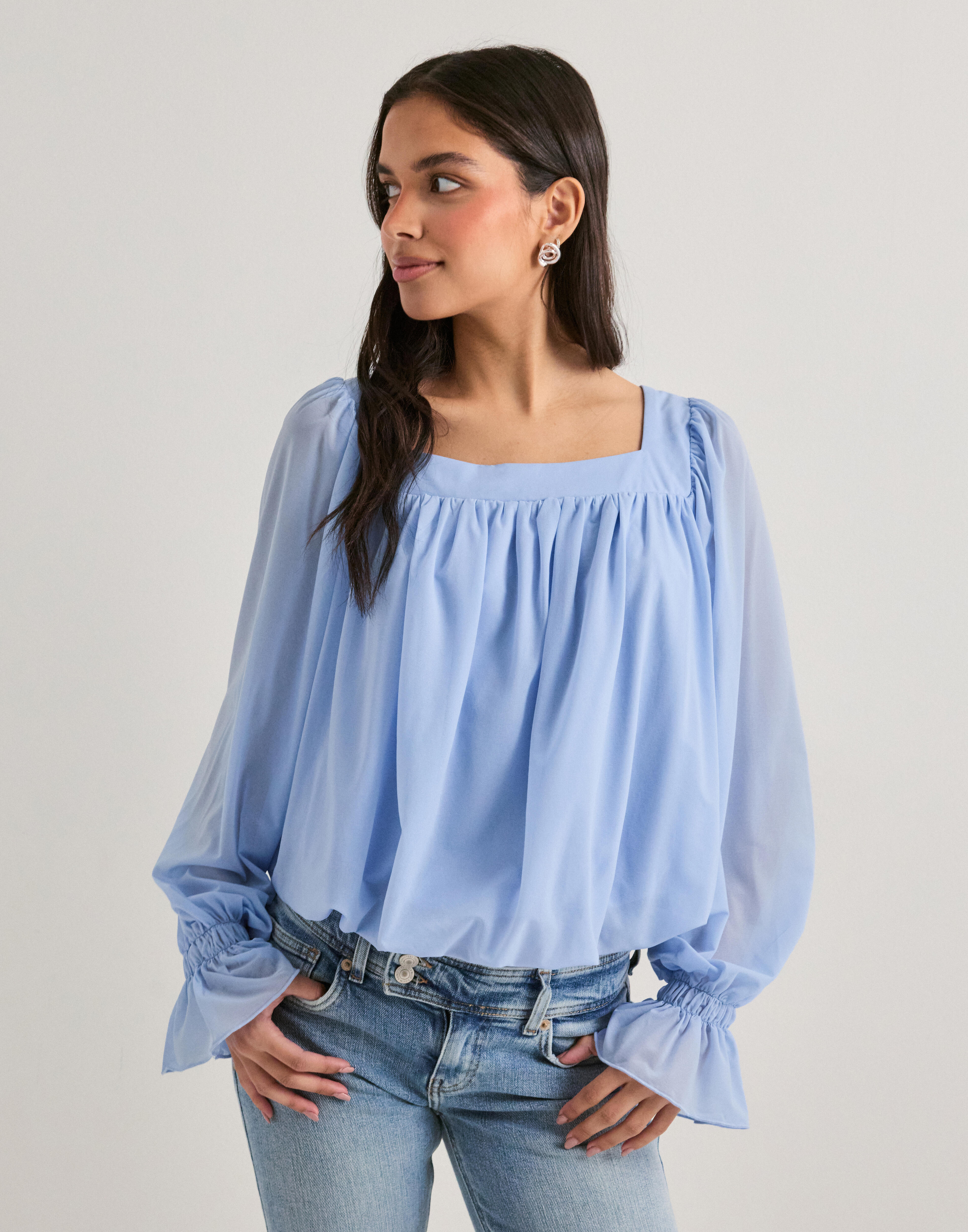Buy Vero Moda VMTILLY LS SQUARE NECK TOP JRS GA - Brunnera Blue | Nelly.com