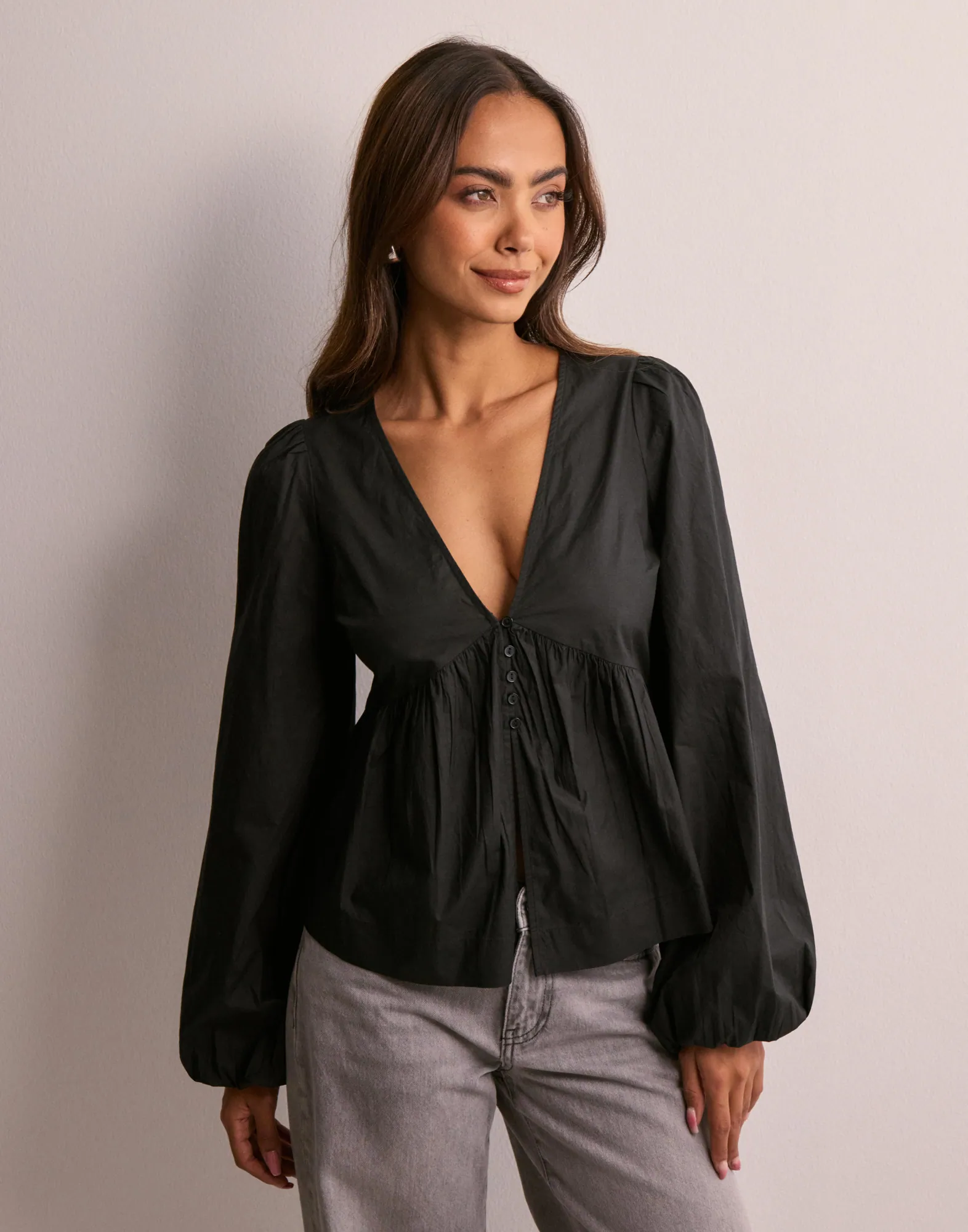 Buy Nelly Perfect Puff Sleeve Blouse - Black | Nelly.com