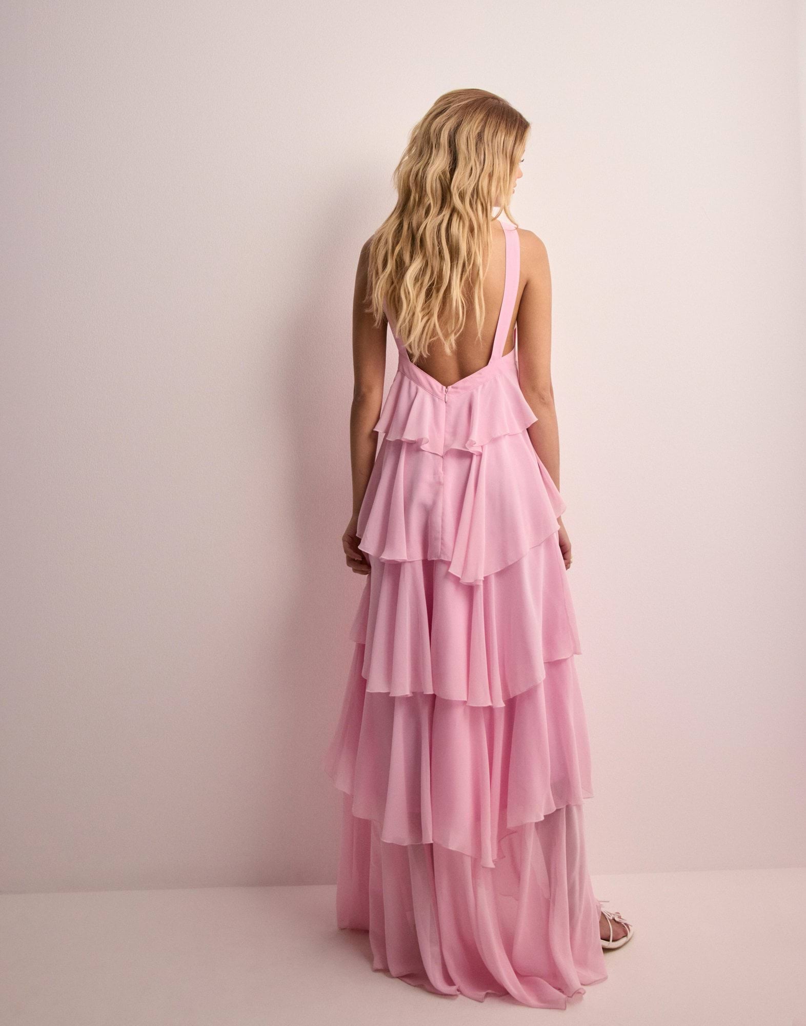 Kjøp Vero Moda VMFELICIA SL RUFFLE MAXI DRESS - Cherry Blossom | Nelly.com