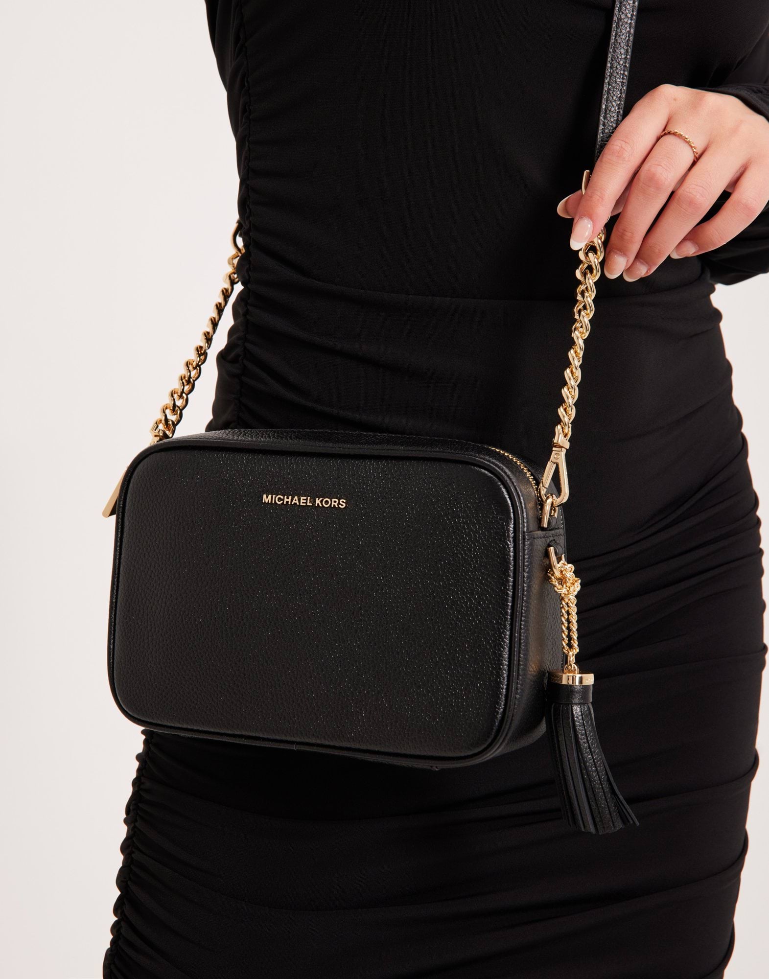 Buy Michael Kors MD CAMERA BAG - Black | Nelly.com