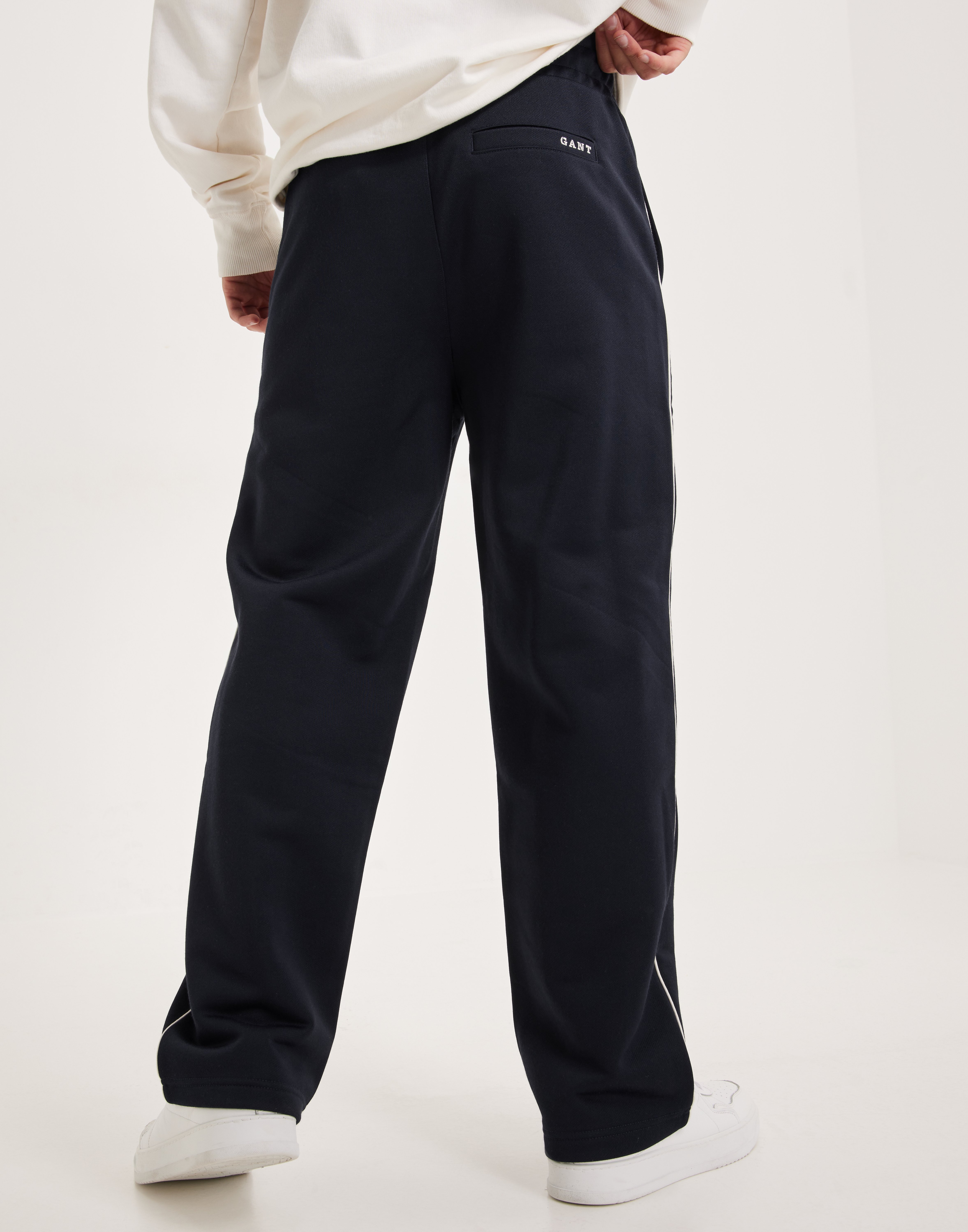 Buy Gant D2. SAILING TRACKPANTS - Evening Blue | NLYMAN