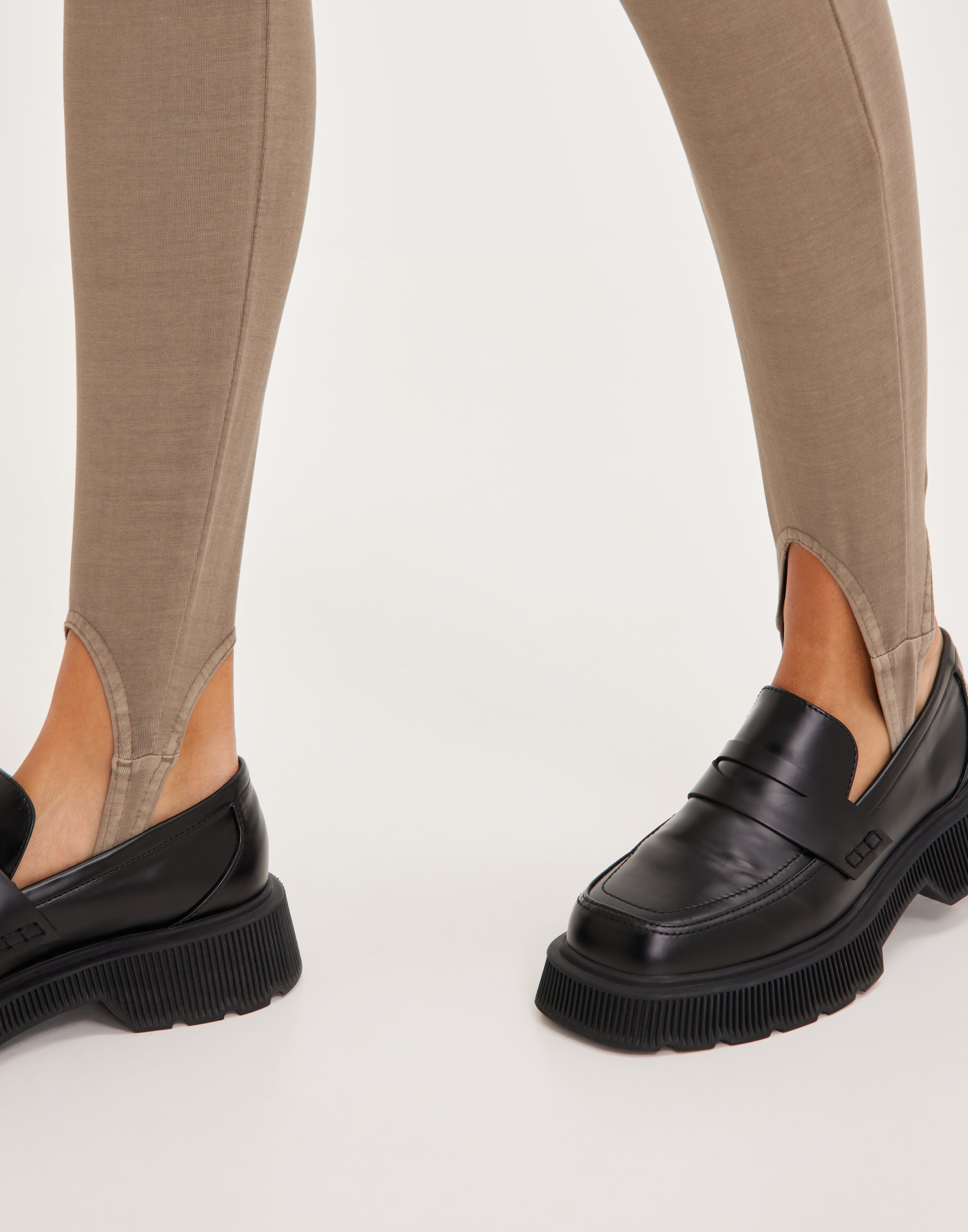 Buy Reebok Classics CL RBK ND LEGGING - Brown | Nelly.com