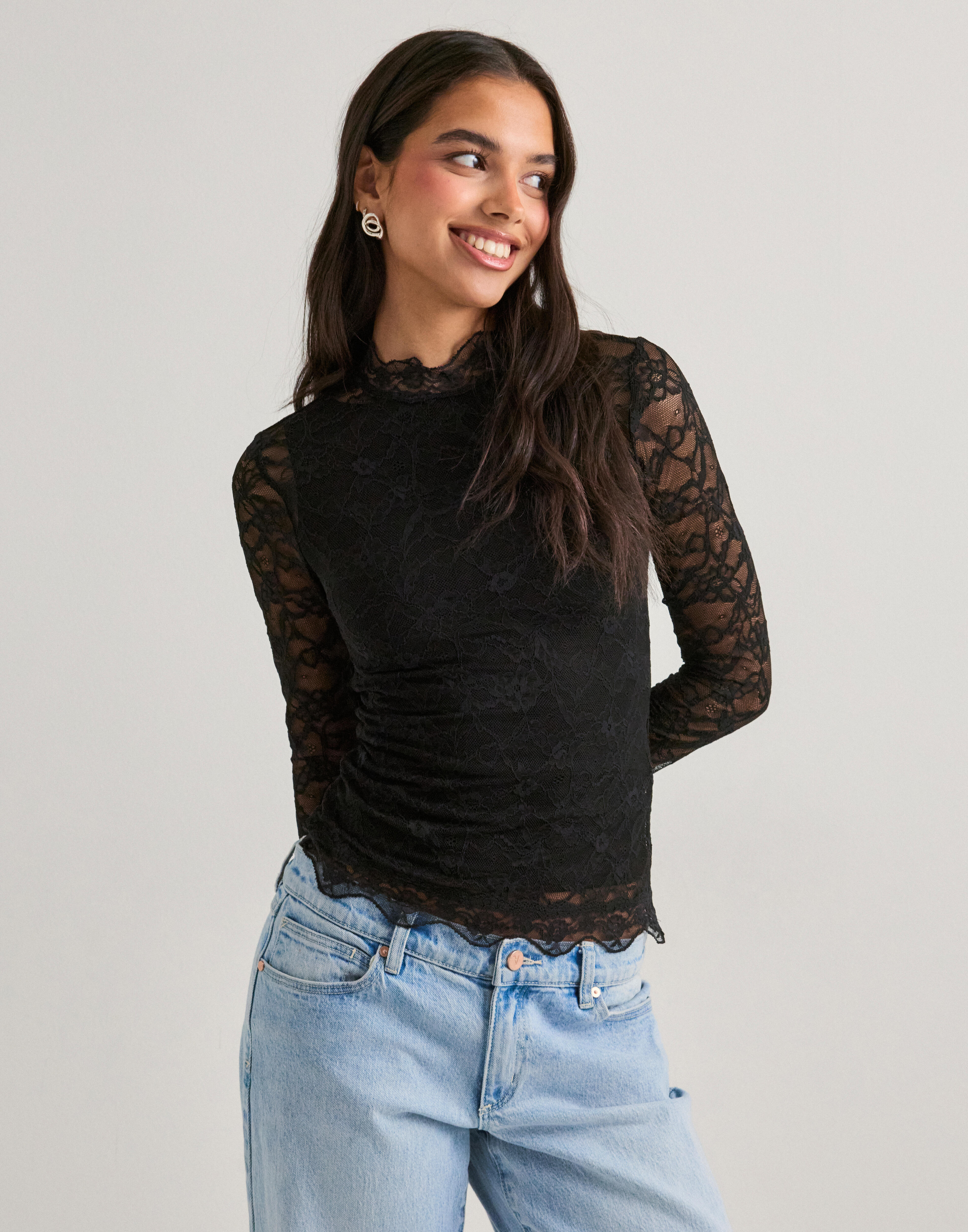 Buy Nelly Lace LS Top - Black | Nelly.com